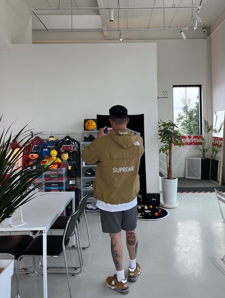 (@reckgeun) 님의 게시물 | KREAM