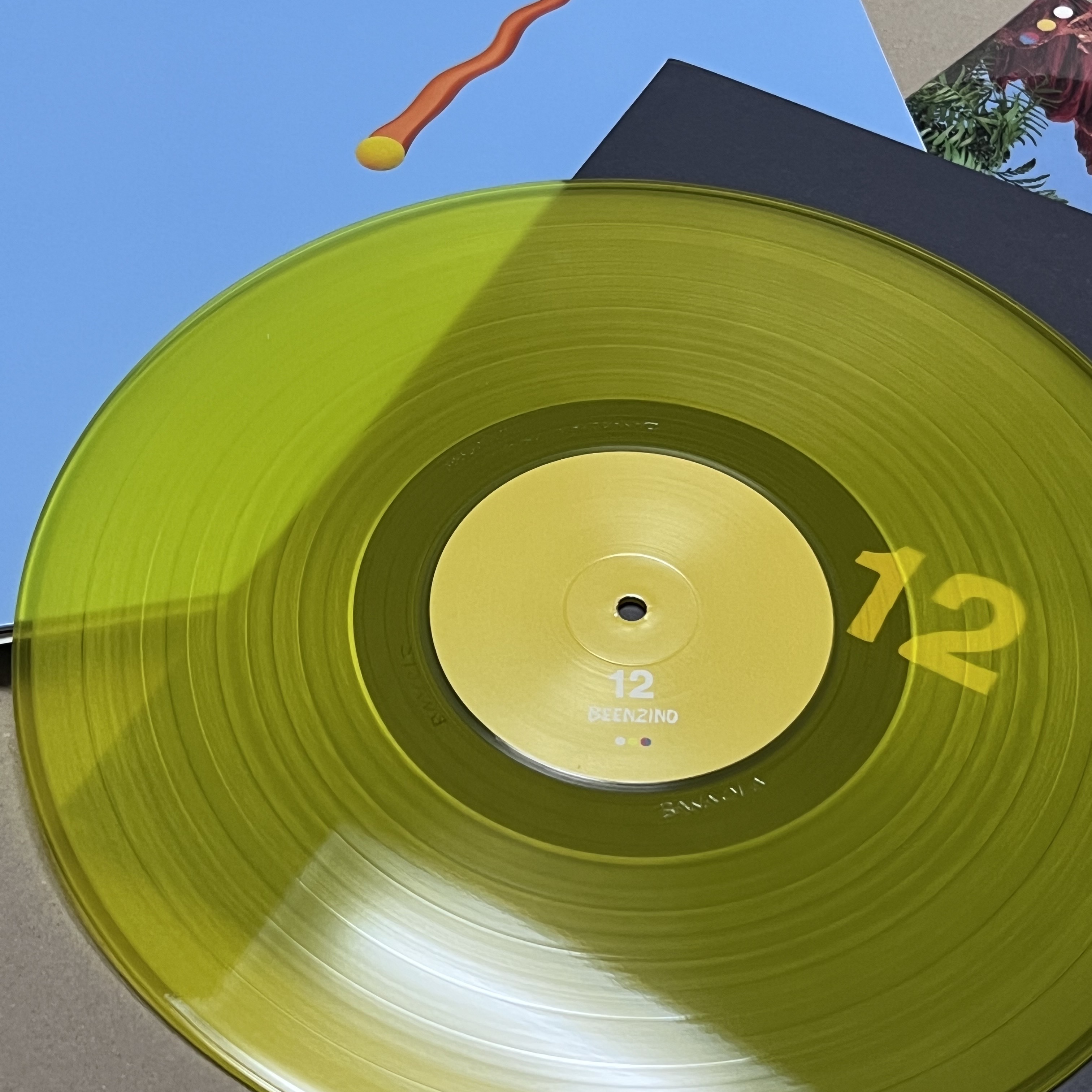 (@minpyooo) 님의 게시물 | KREAM