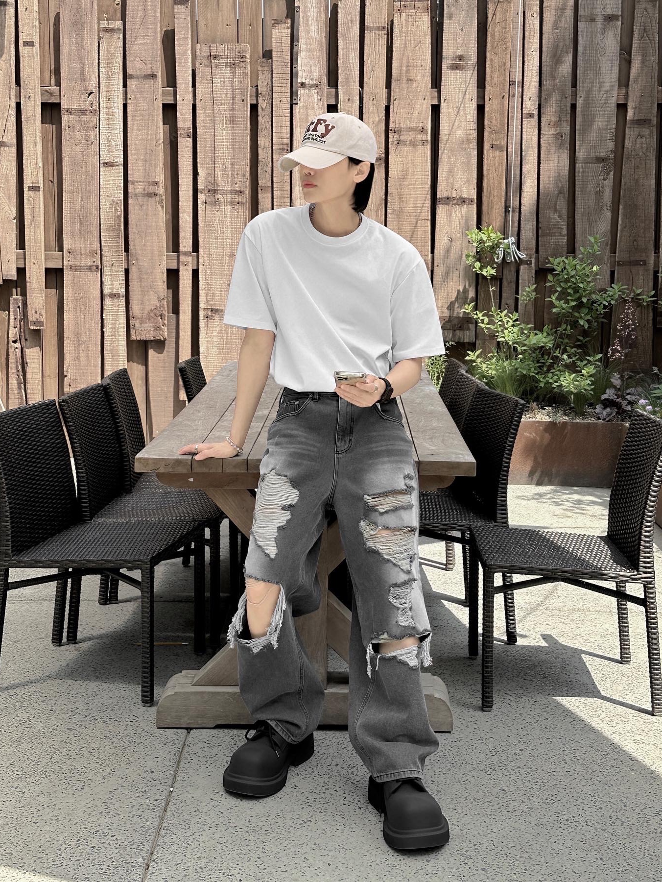 유군 (@slglf) 님의 게시물 | KREAM