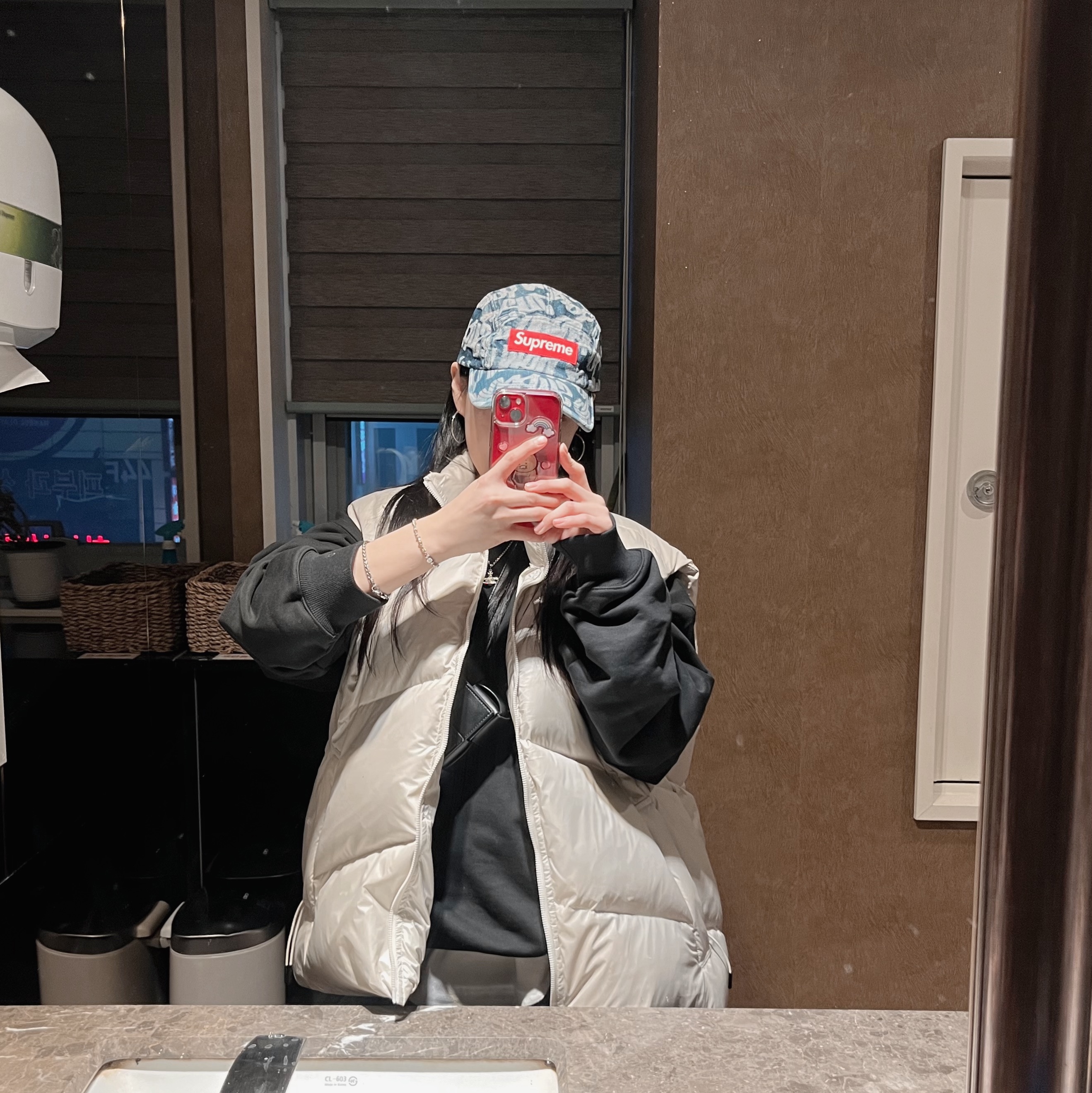 라니언니 (@su_j2) 님의 게시물 | KREAM