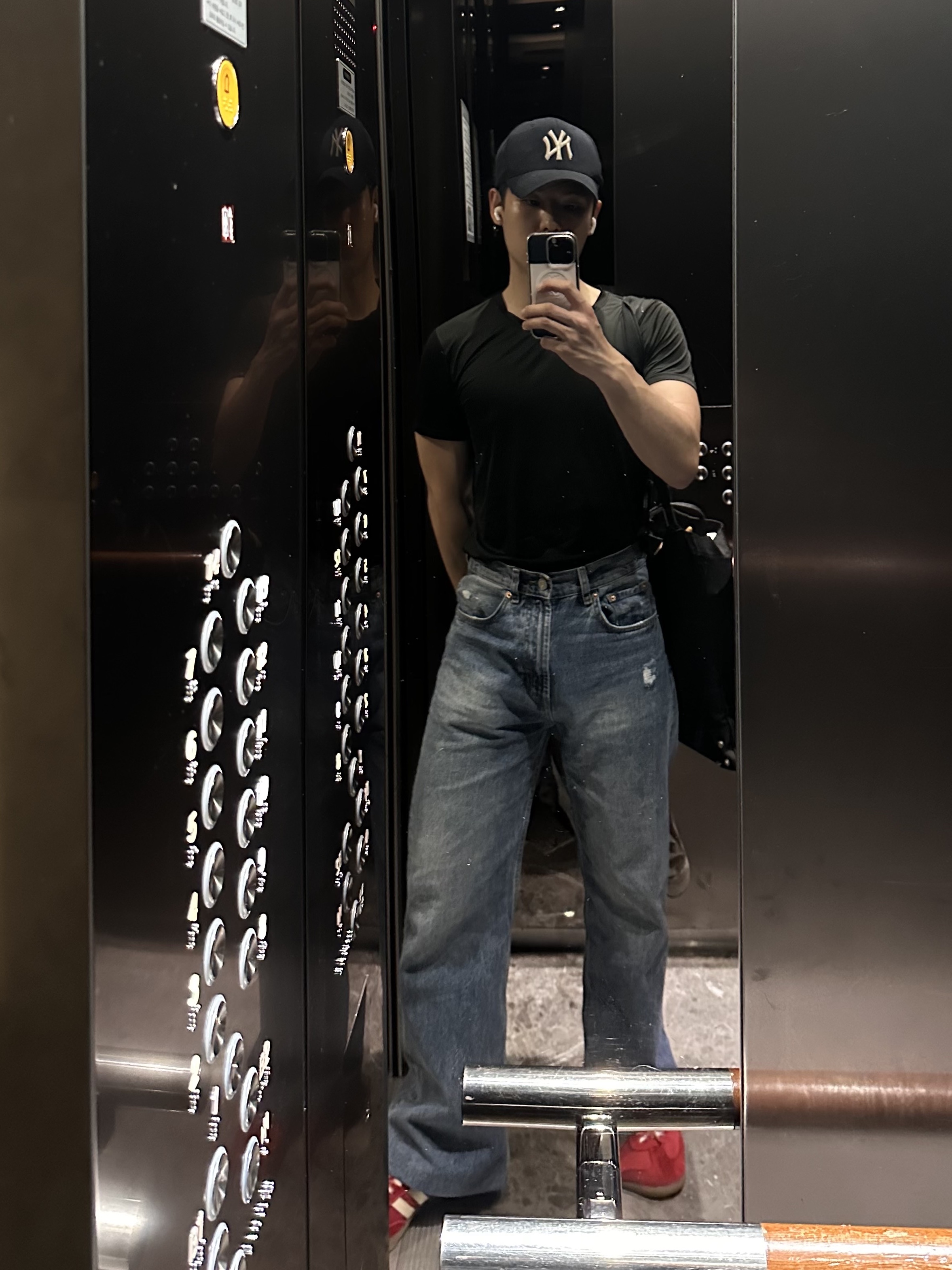 솔 (@sol_du) 님의 게시물 | KREAM