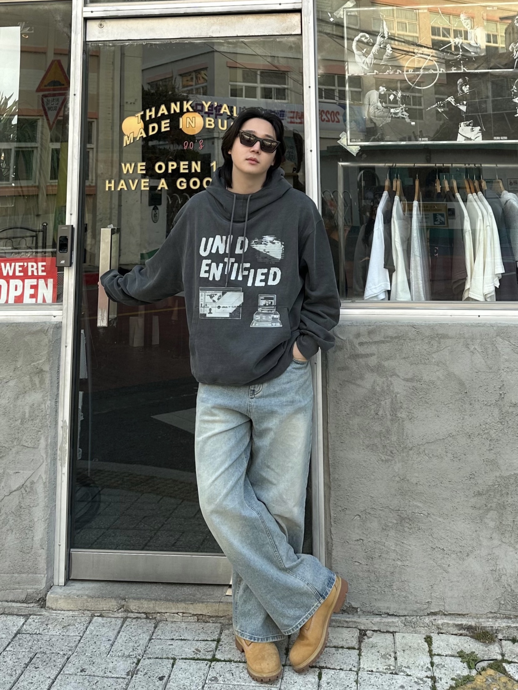 권영후 (@0_hxx_) 님의 게시물 | KREAM