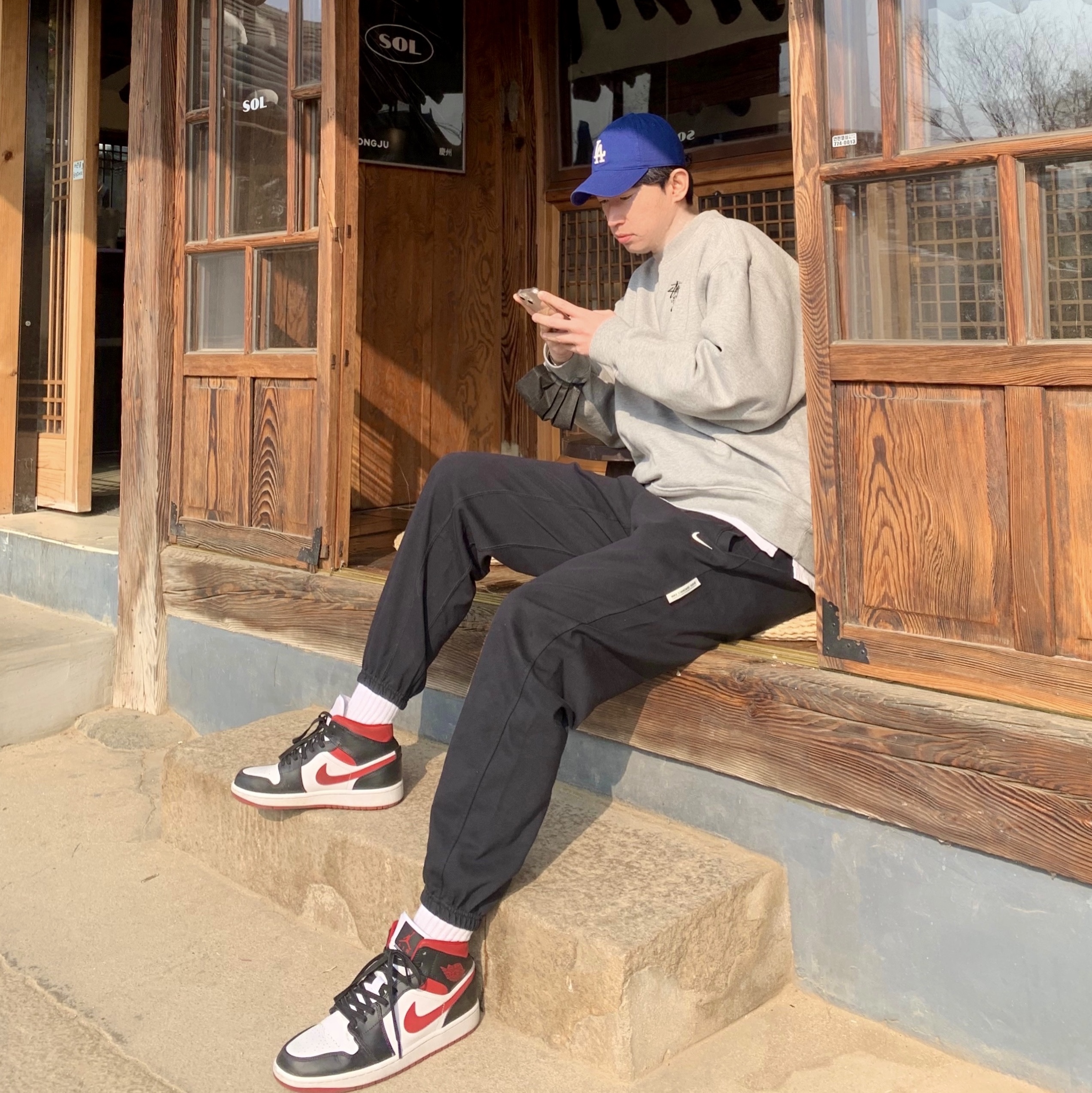 (@bong_g) 님의 게시물 | KREAM