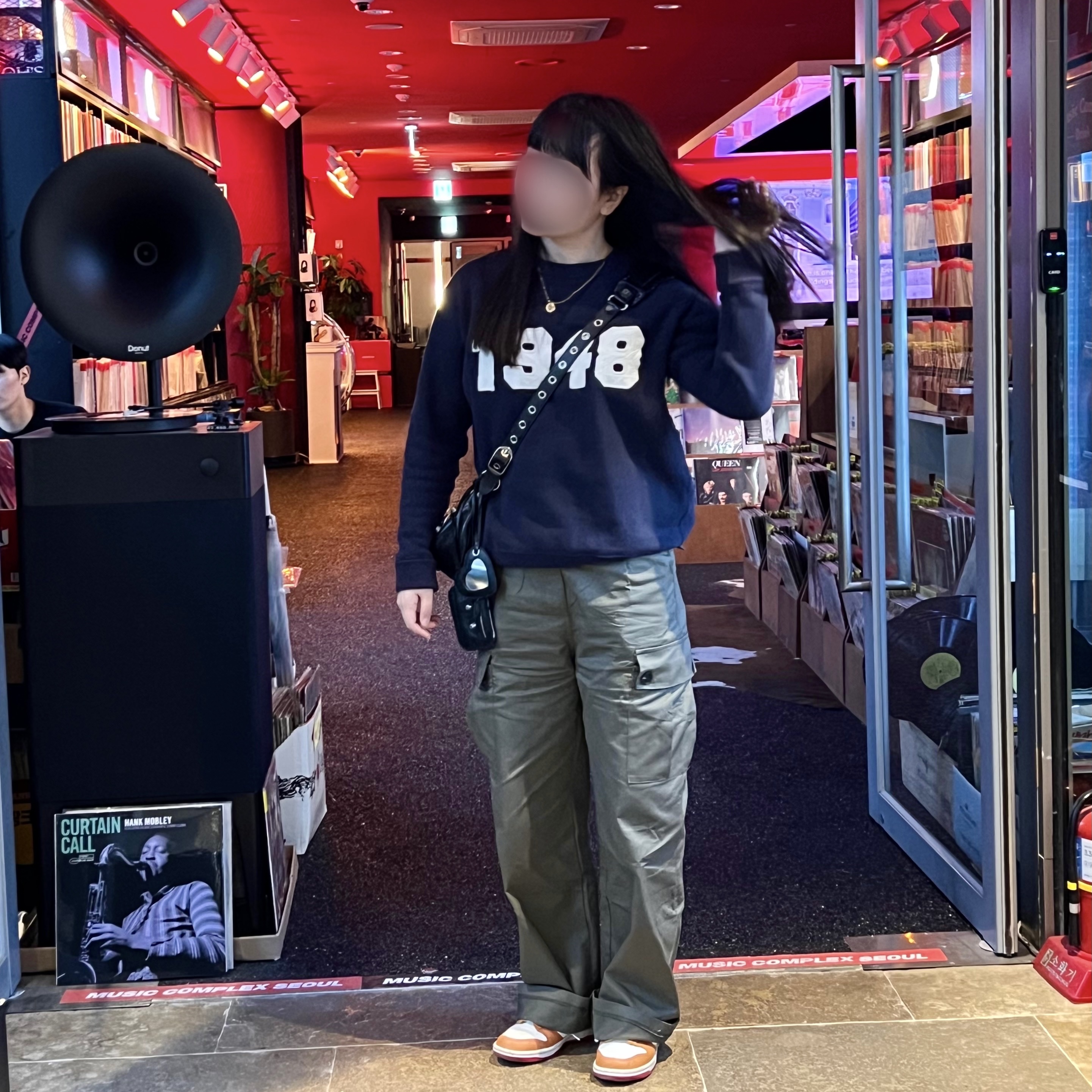 wrty7 (@young_160) 님의 게시물 | KREAM