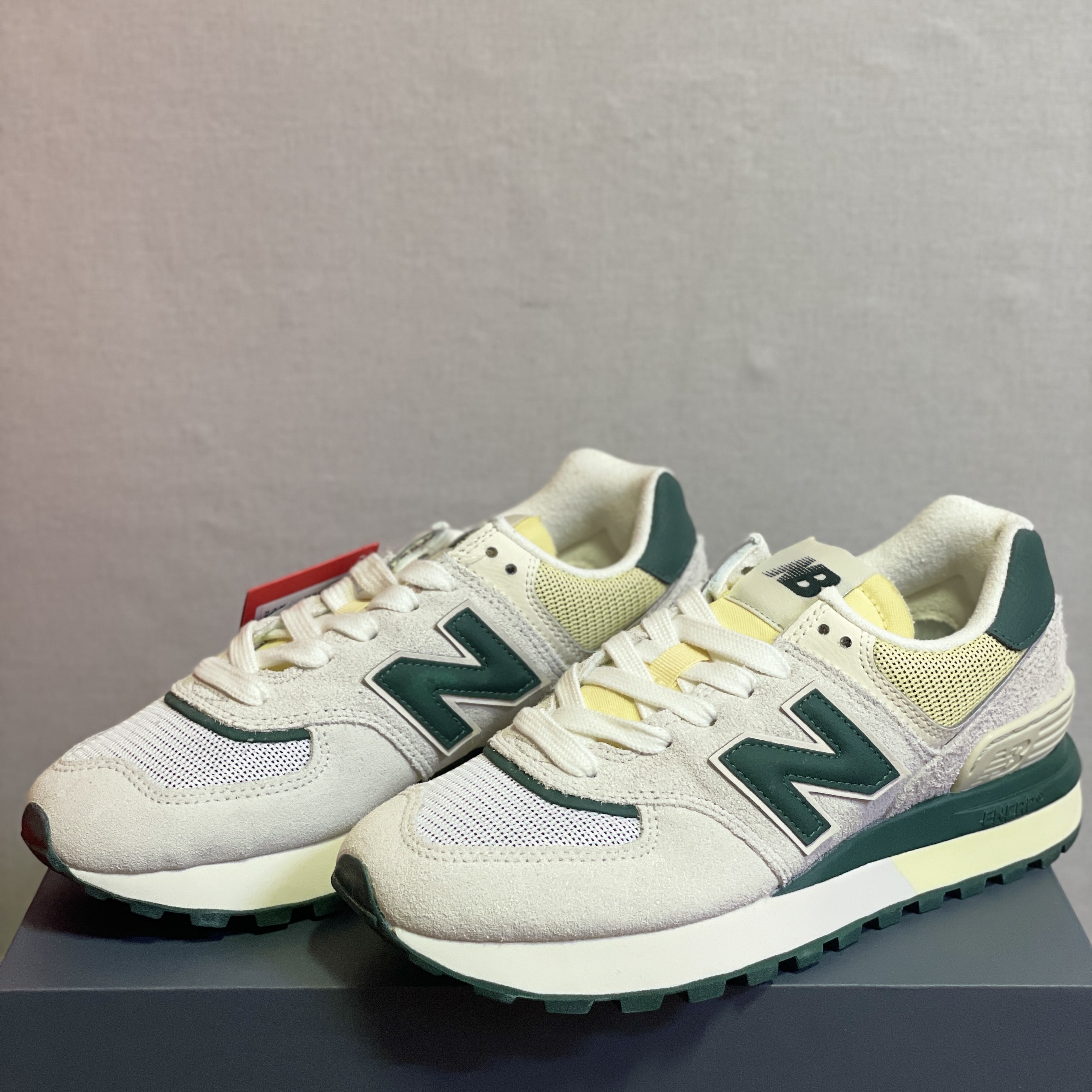 세마 (@gronring) 님의 게시물 | KREAM