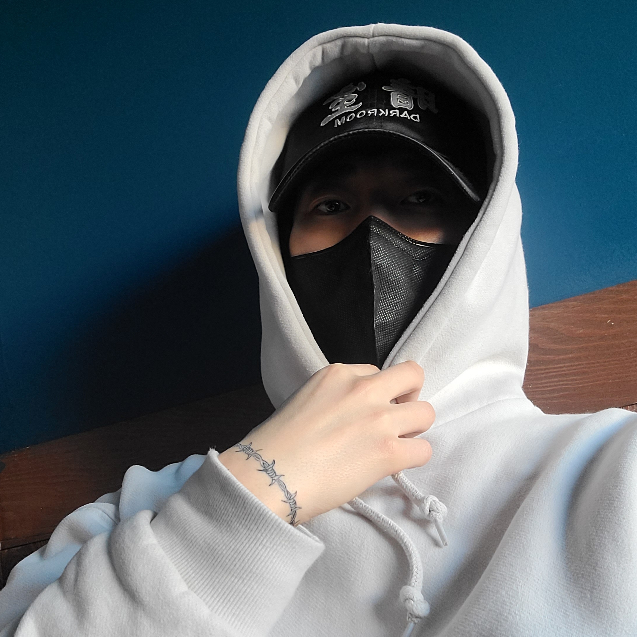 정선생 (@radiant____) 님의 게시물 | KREAM