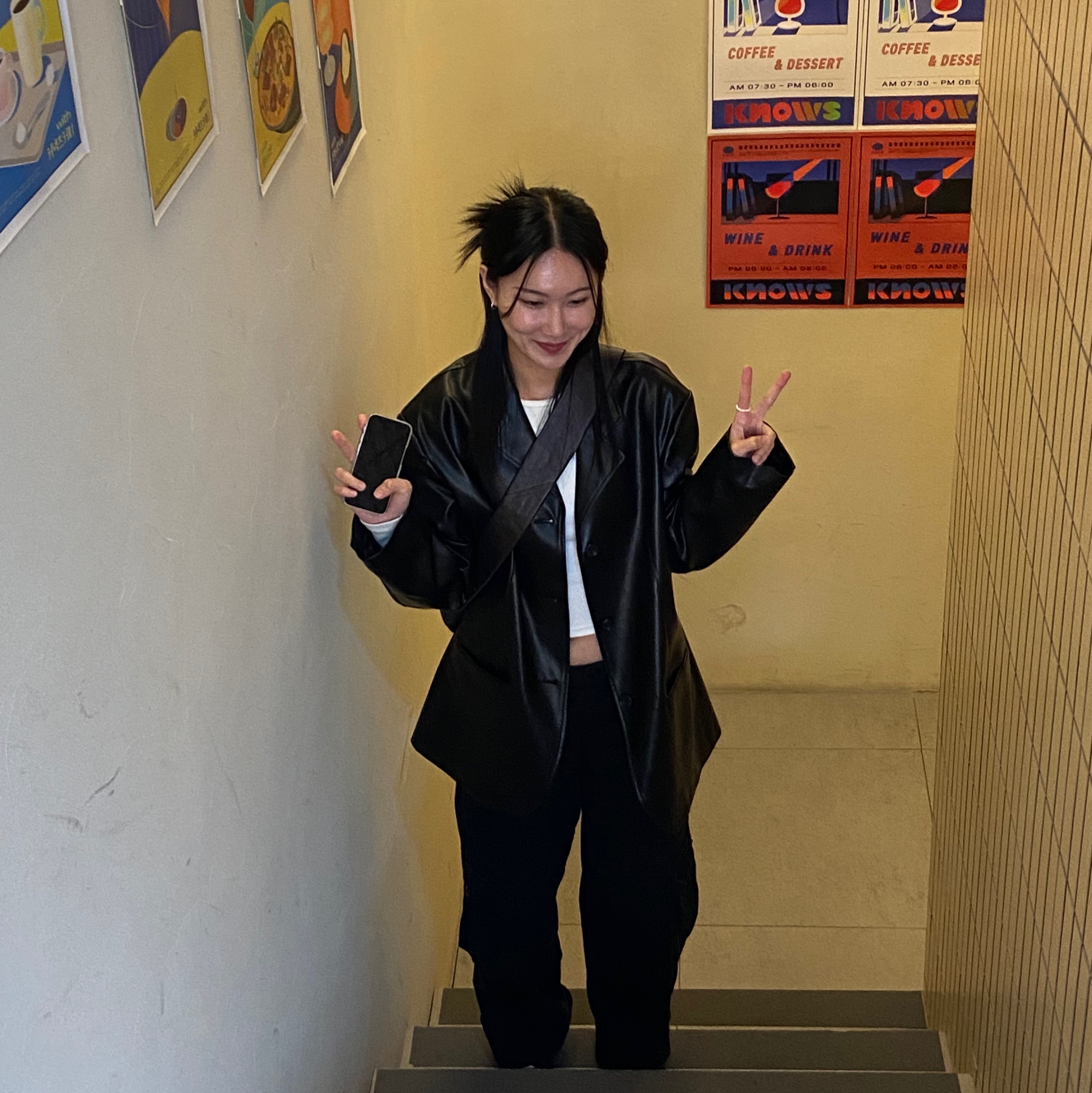 유담 (@udam_) 님의 게시물 | KREAM