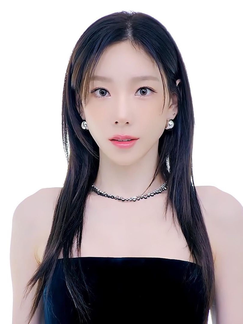 #JIMMYCHOO 해시태그 STYLE | KREAM