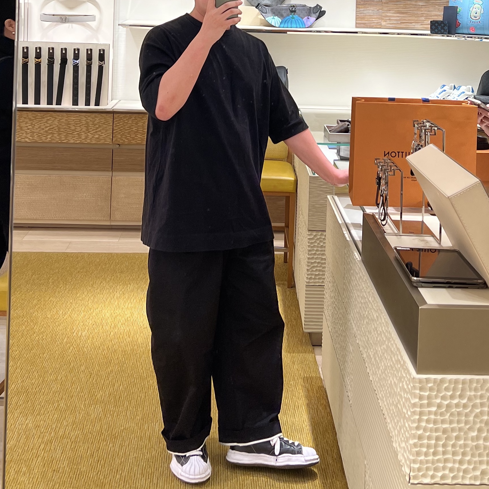 (@hakuu) 님의 게시물 | KREAM