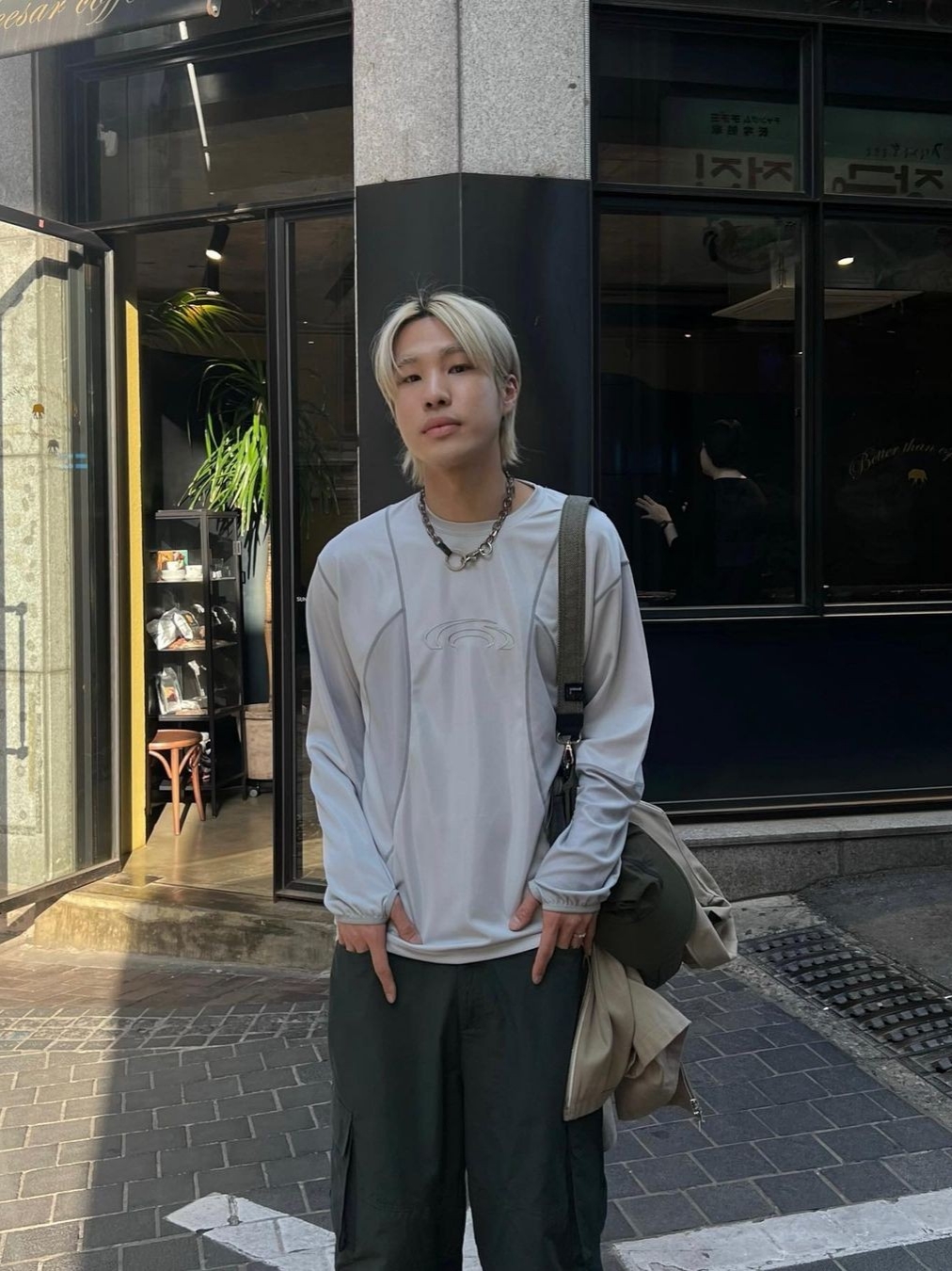 힙쟁이 (@wish_list_) 님의 게시물 | KREAM