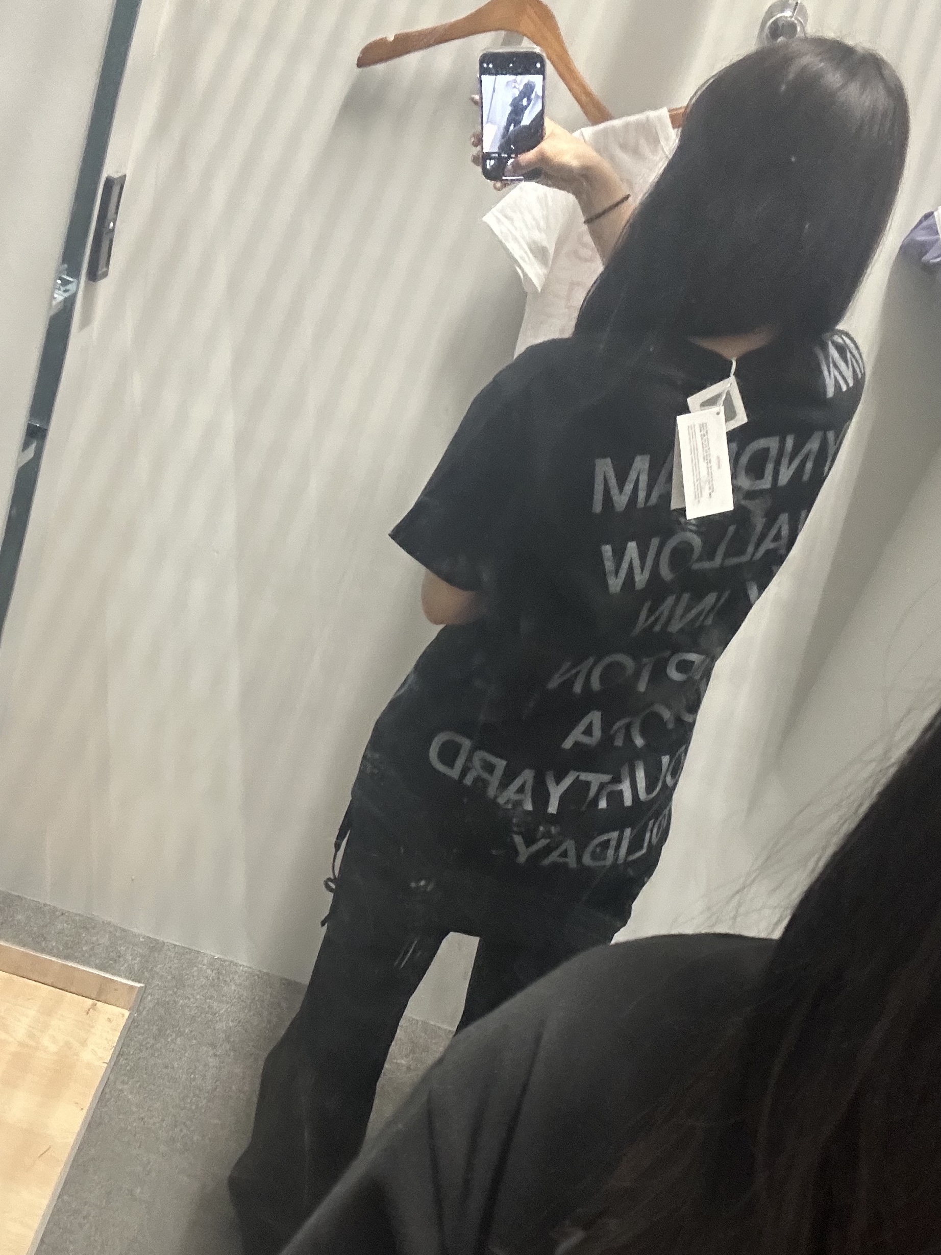 서삐 (@sssss_yyyyy) 님의 게시물 | KREAM