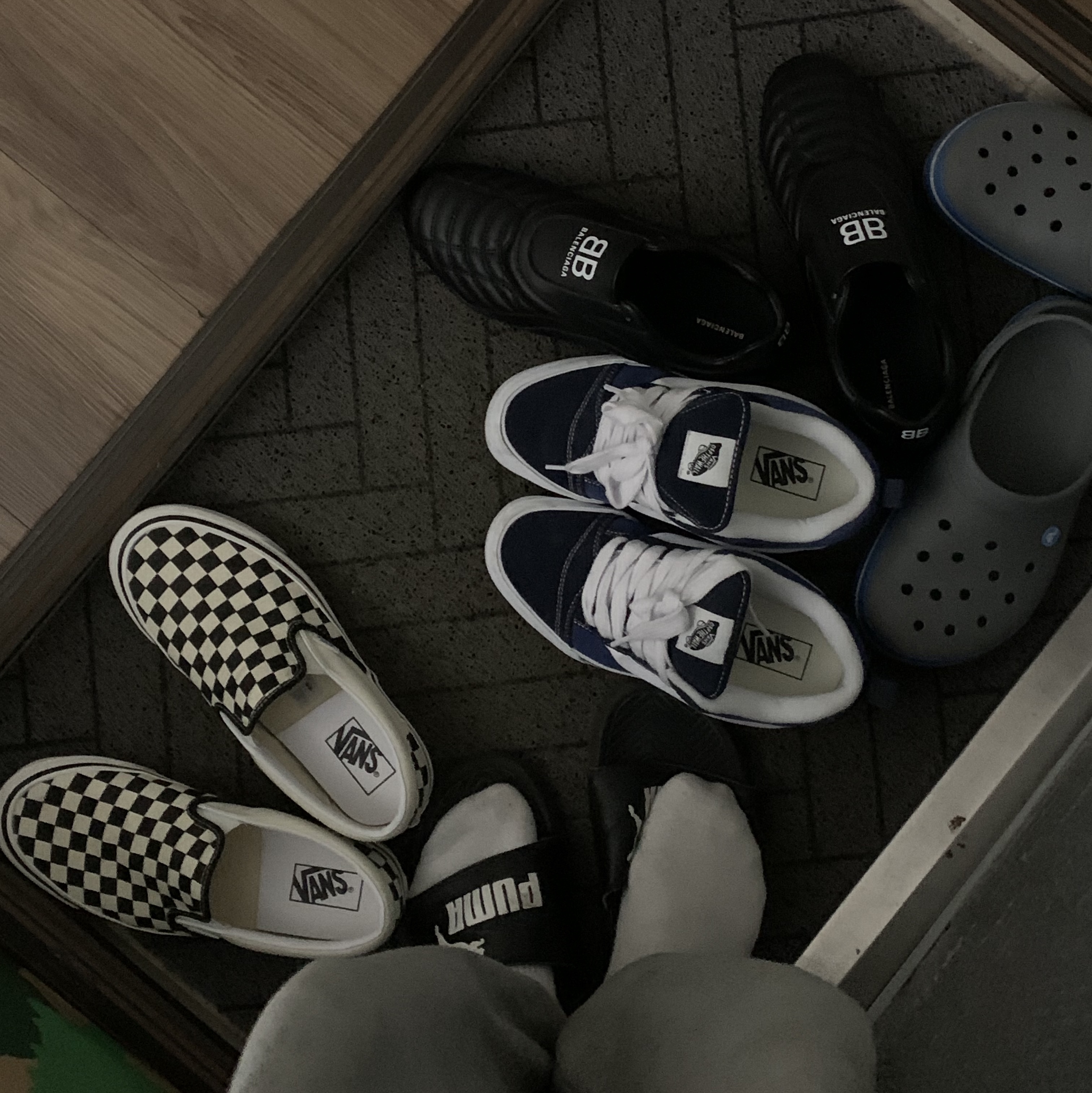 랑만 (@raangman) 님의 게시물 | KREAM