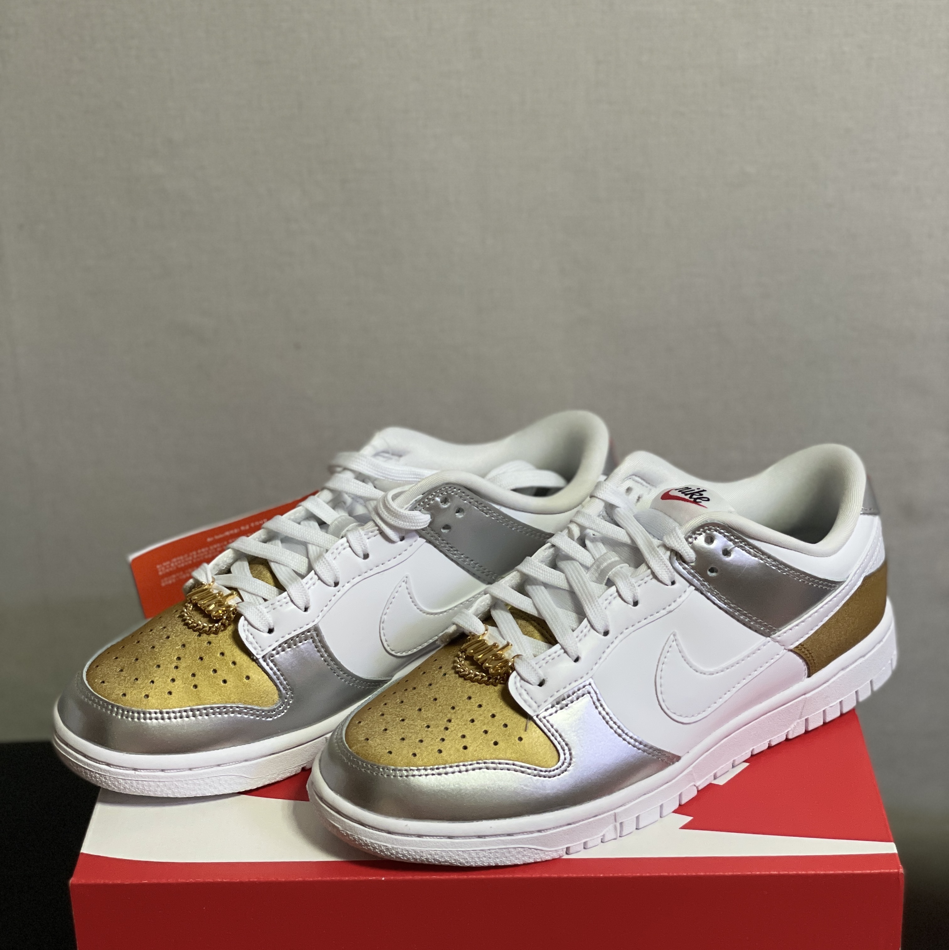 세마 (@gronring) 님의 게시물 | KREAM