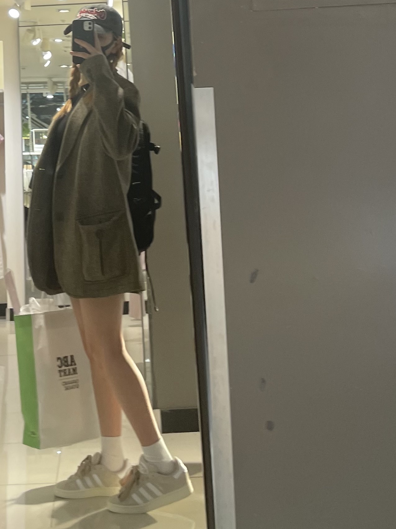 Cara (@caraaaa) 님의 게시물 | KREAM