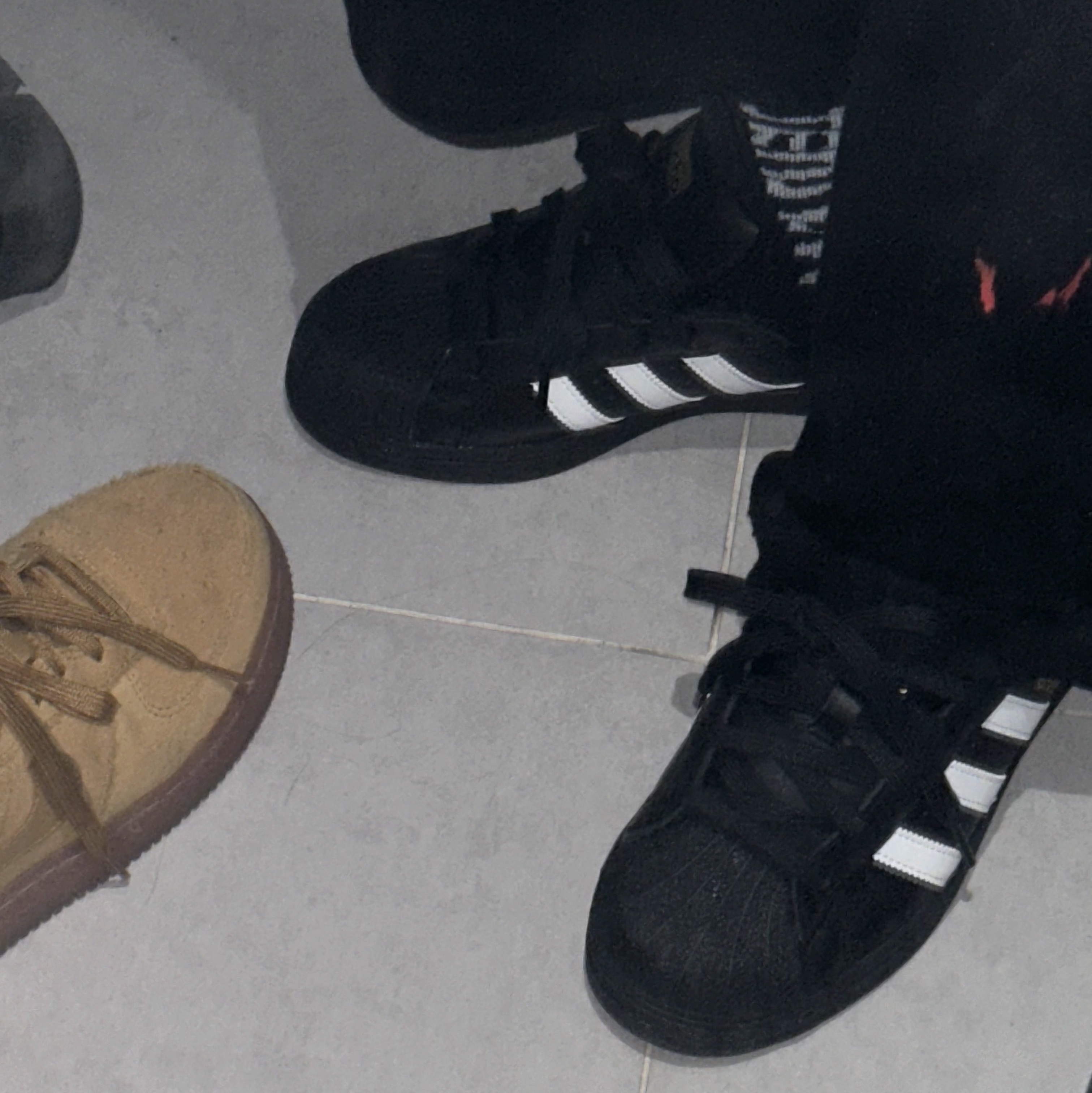 변달옹 (@d._.arong) 님의 게시물 | KREAM