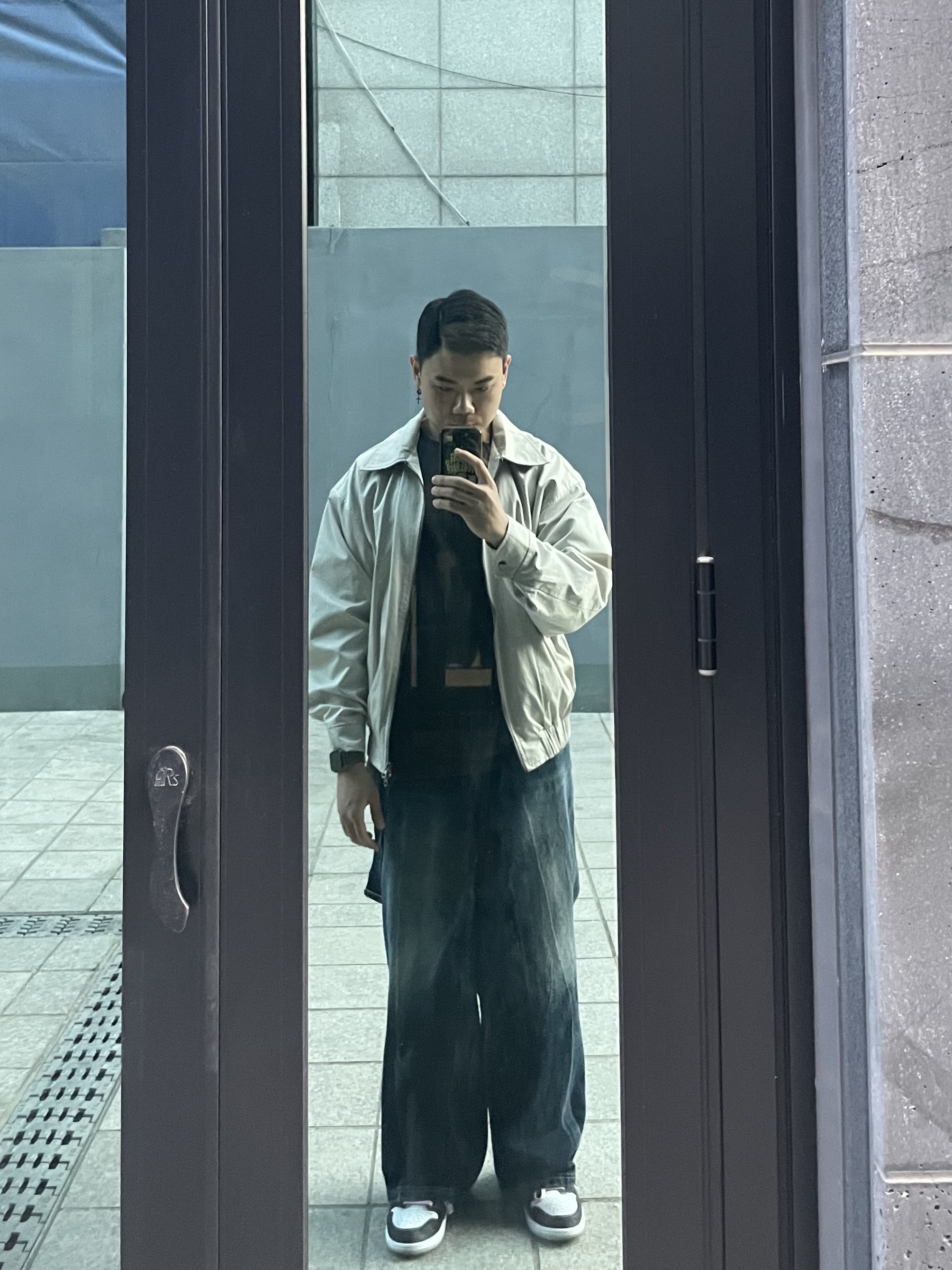 배경빈 (@jh2bae) 님의 게시물 | KREAM