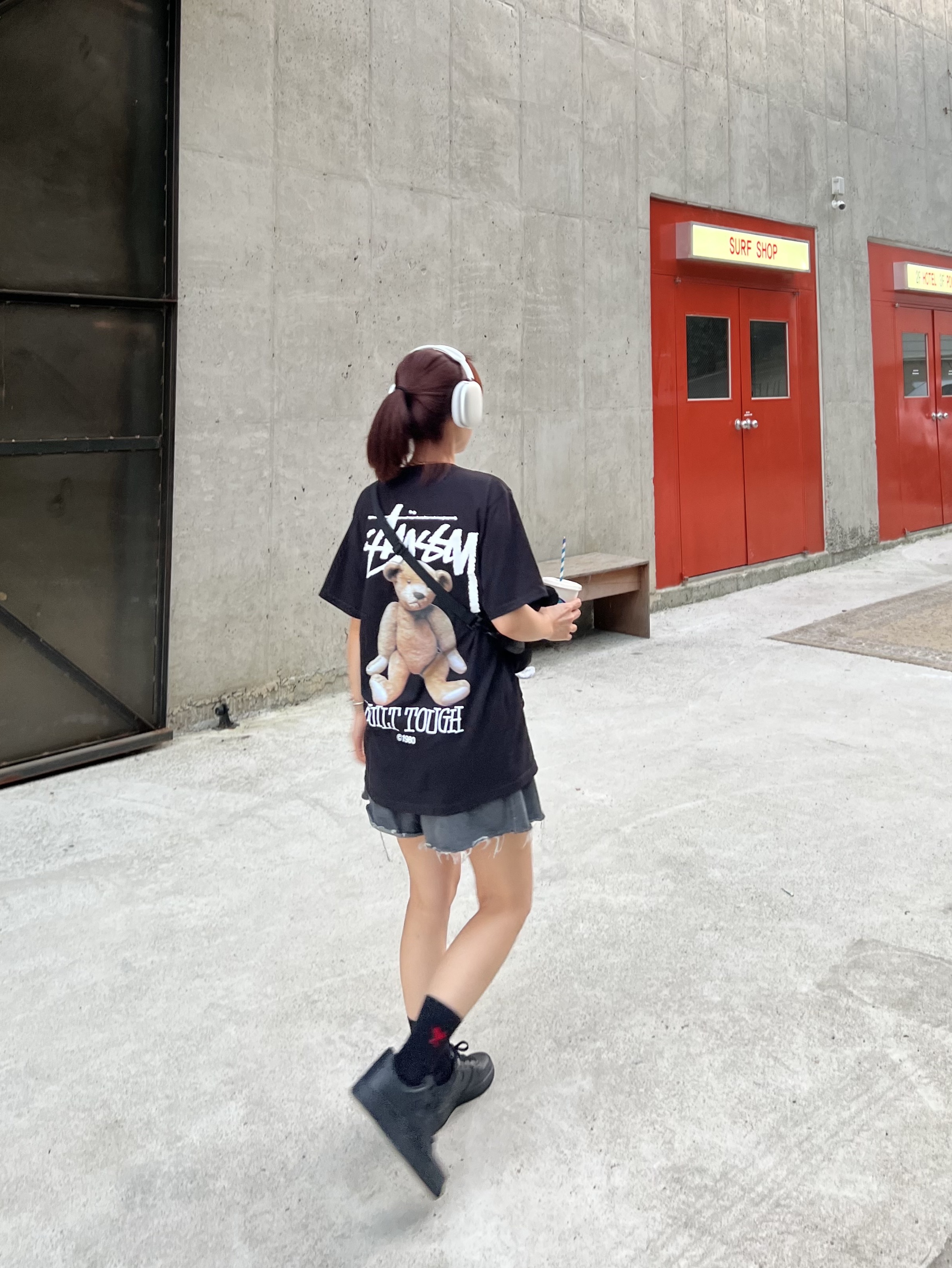 꿀벌이🐝 이지유 (@amelia_v) 님의 게시물 | KREAM