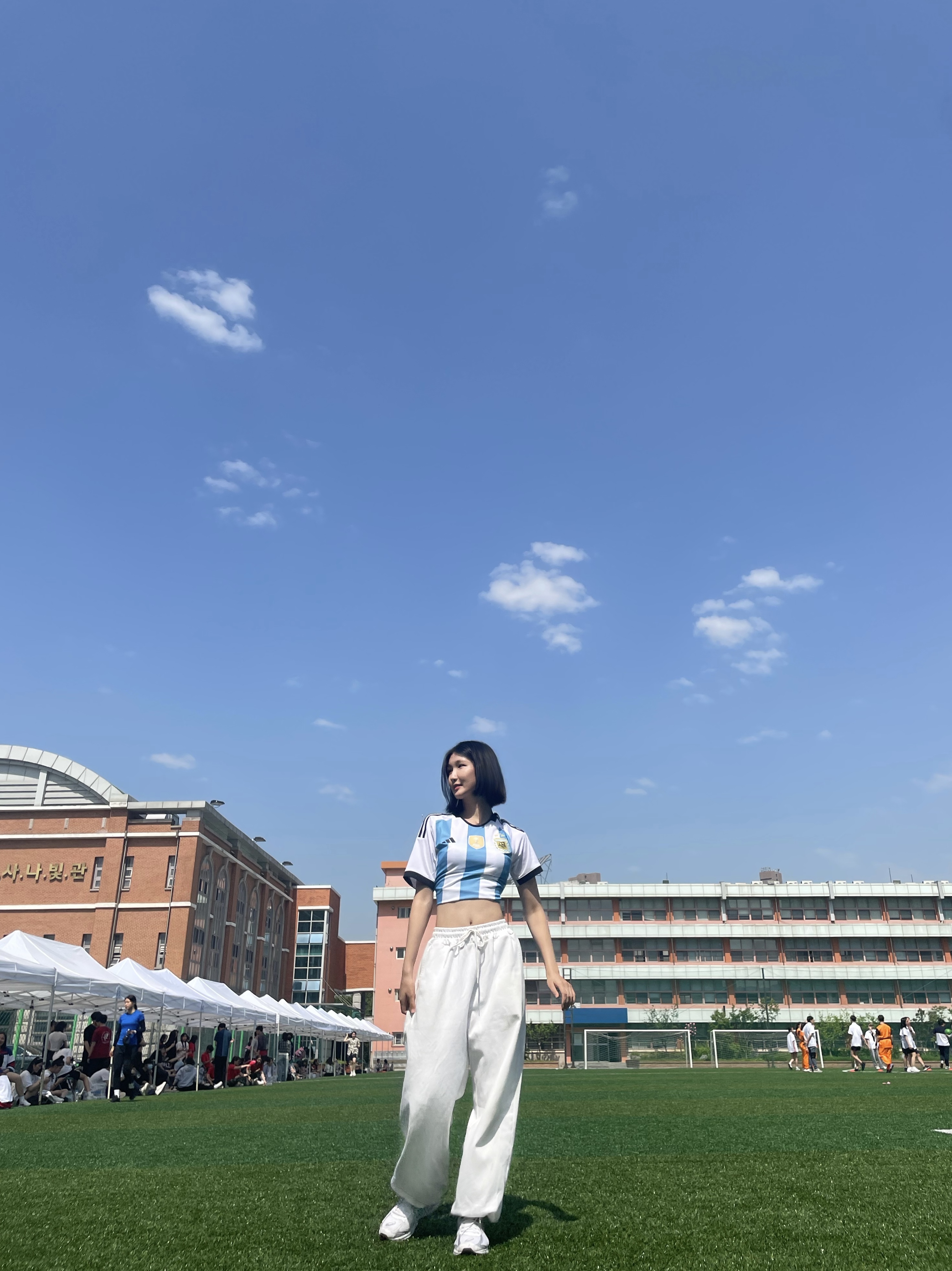 djqjt2hhsv (@880krt) 님의 게시물 | KREAM