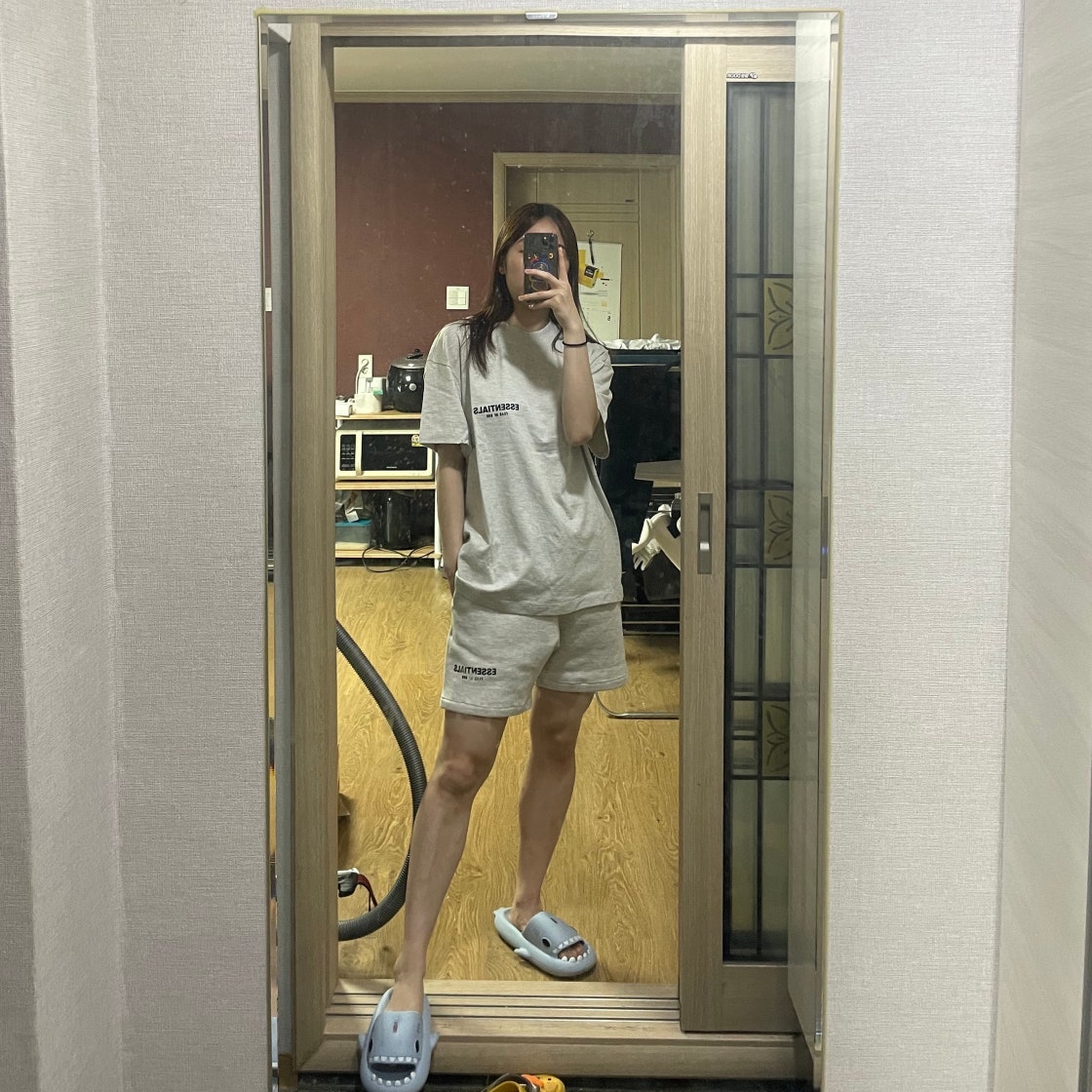 망지 (@_m.j96_) 님의 게시물 | KREAM