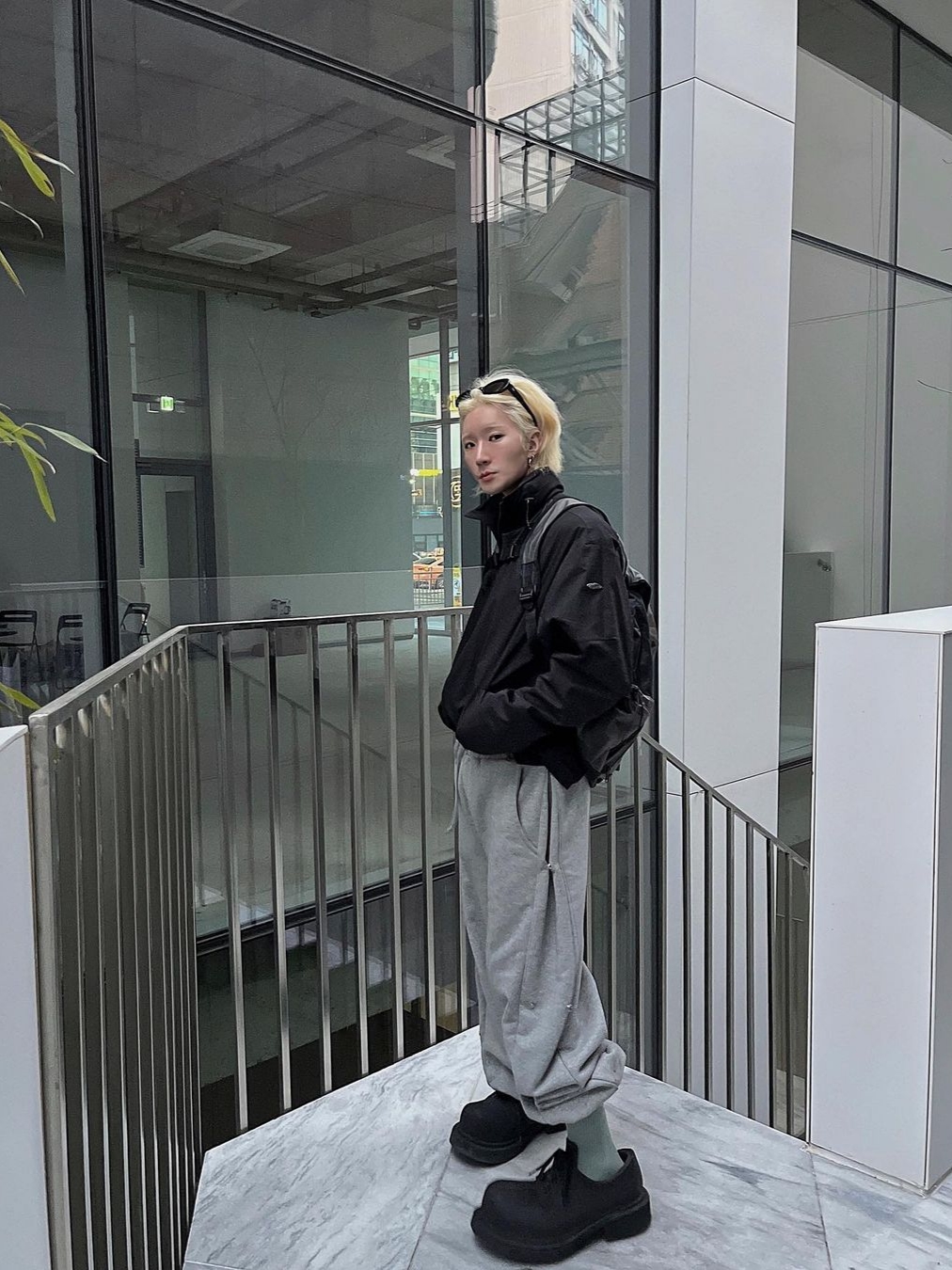 힙쟁이 (@wish_list_) 님의 게시물 | KREAM