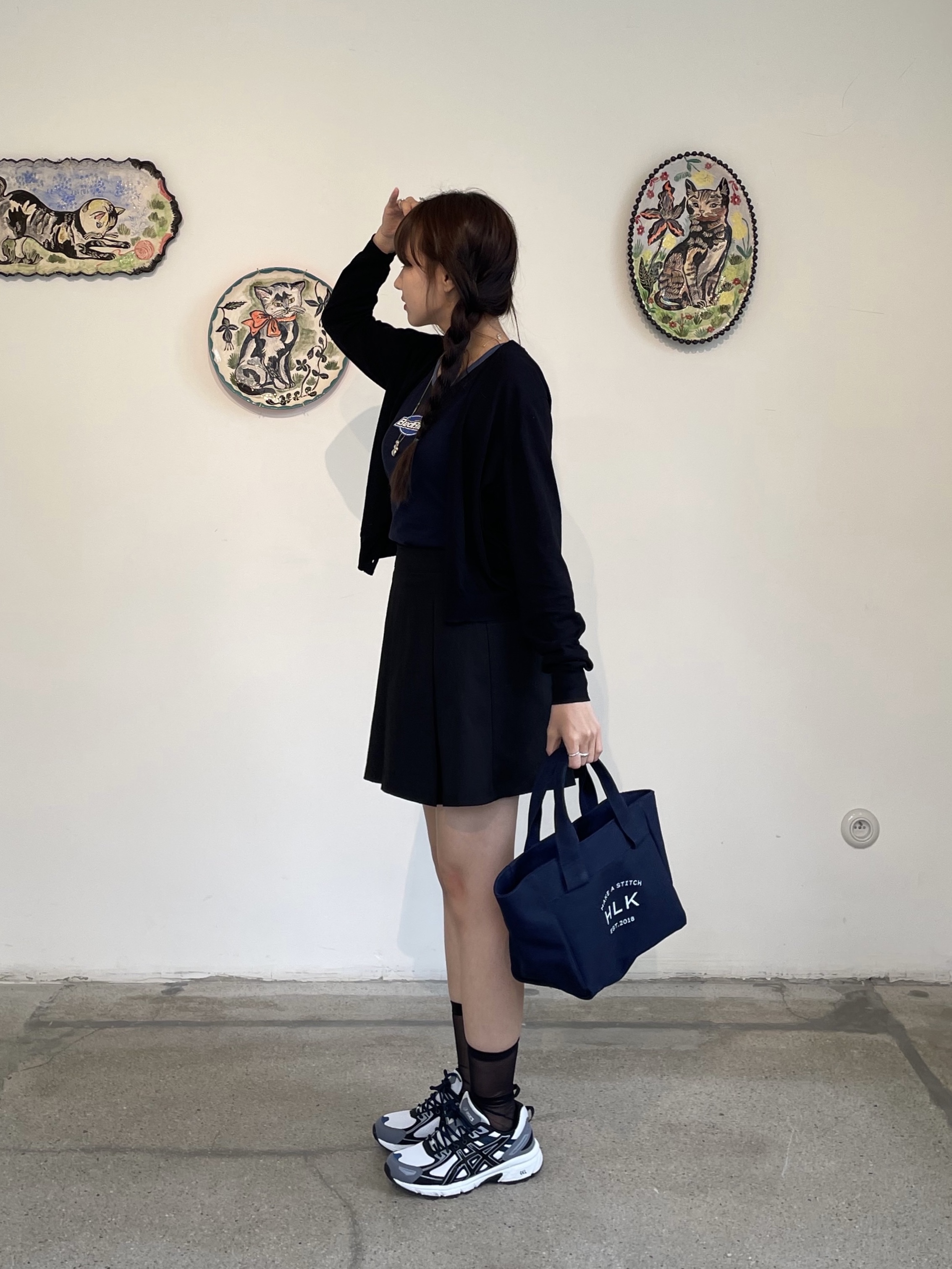 나옹 (@naongs2) 님의 게시물 | KREAM