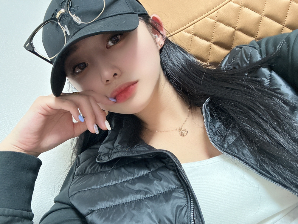 ssb8326 (@se_bin98) 님의 게시물 | KREAM