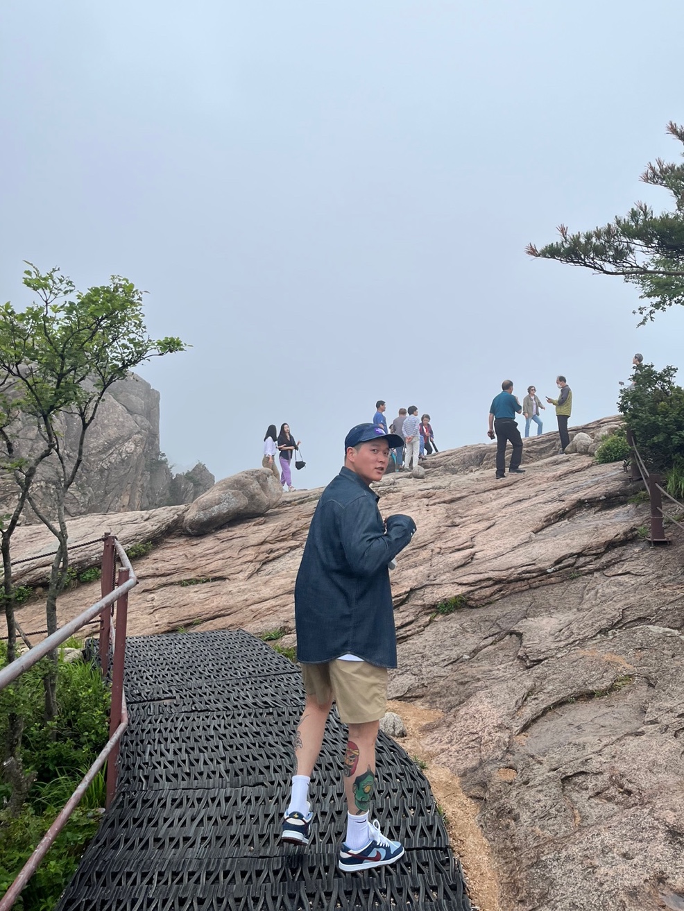 (@reckgeun) 님의 게시물 | KREAM