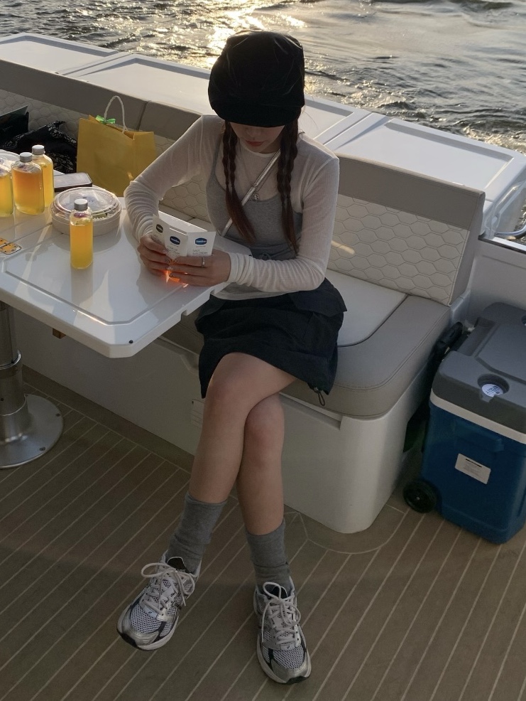 환녜디 (@yejida) 님의 게시물 | KREAM