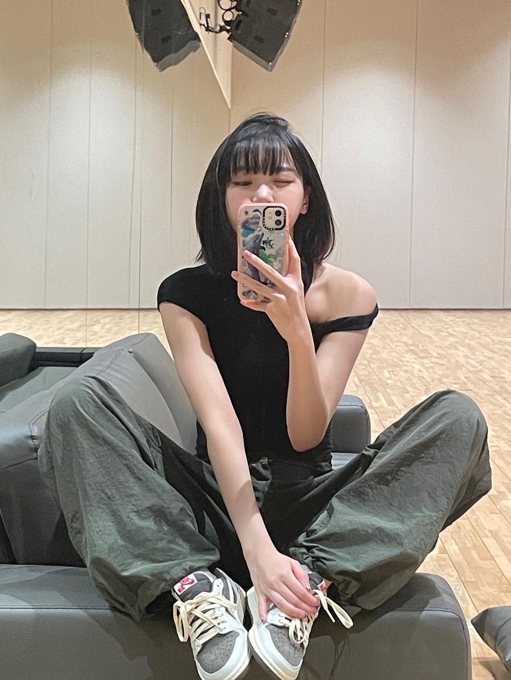 김채원 (CHAEWON) (@_chaechae_1) 님의 게시물 | KREAM