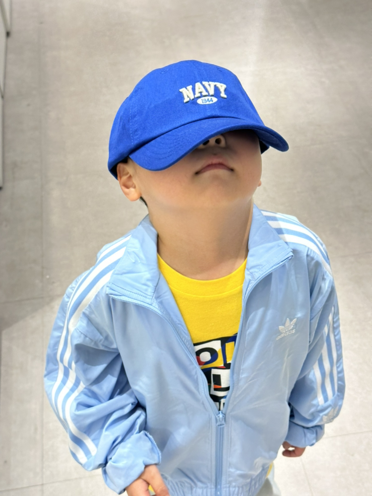 한지 (@2_z_han) 님의 게시물 | KREAM