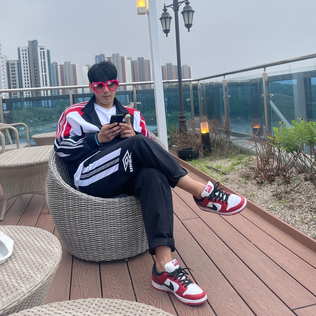 (@_jnkkk) 님의 게시물 | KREAM