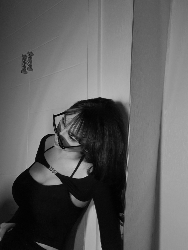 지수 (@ljsww) 님의 게시물 | KREAM