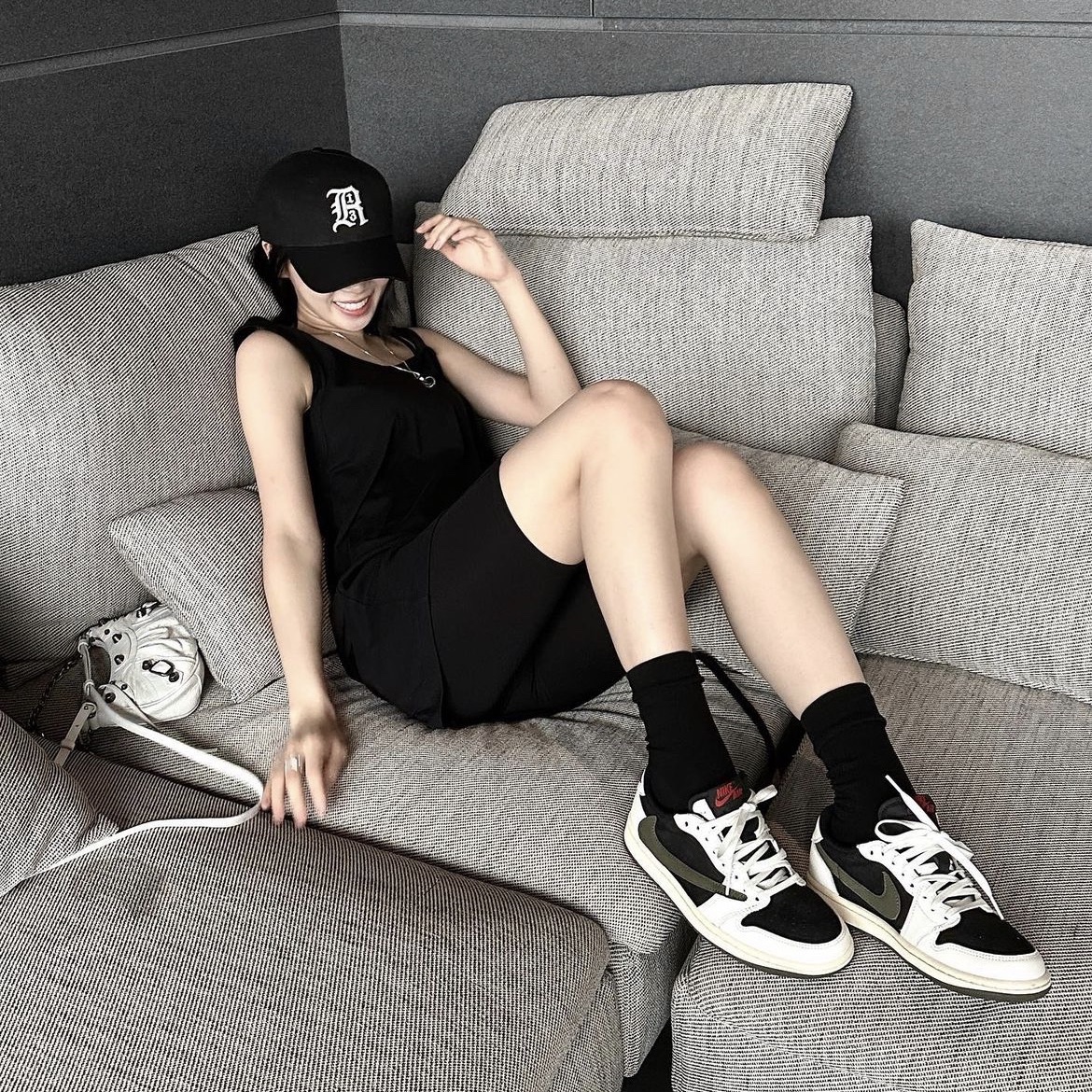 (@danielwcho) 님의 게시물 | KREAM