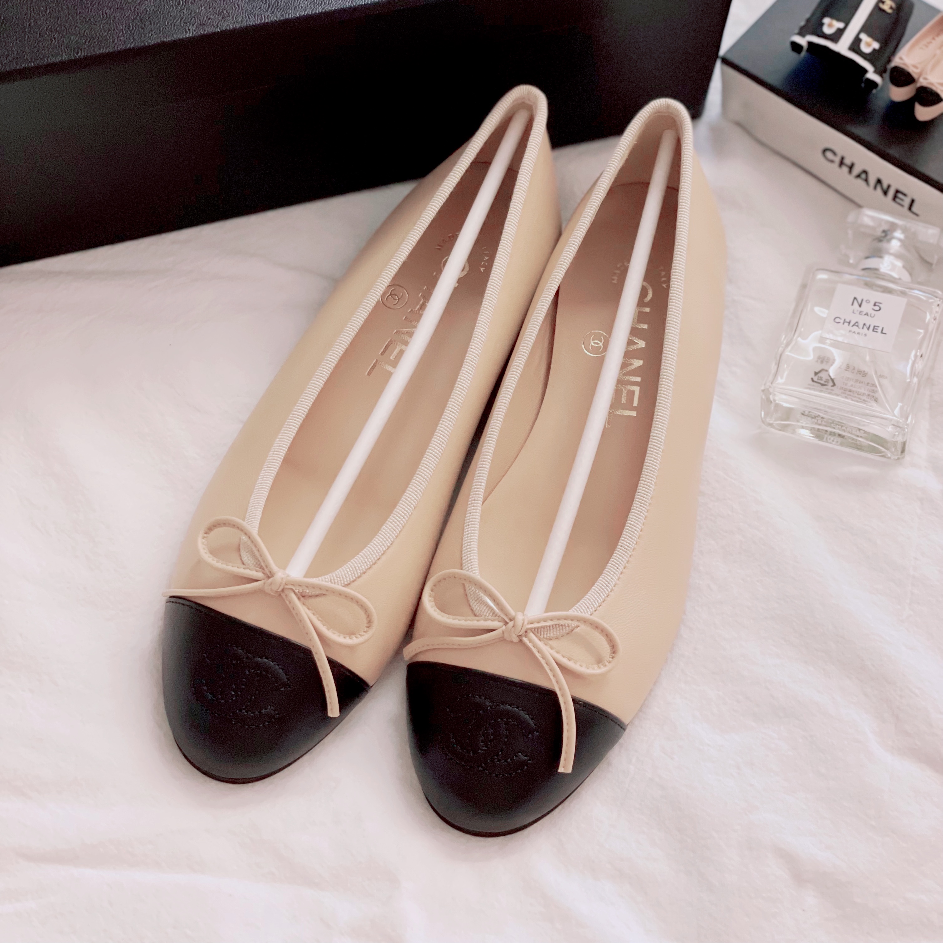 써니 (@ssuines) 님의 게시물 | KREAM