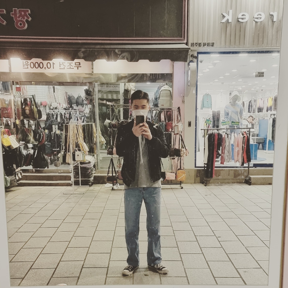 sky (@sky_1996) 님의 게시물 | KREAM