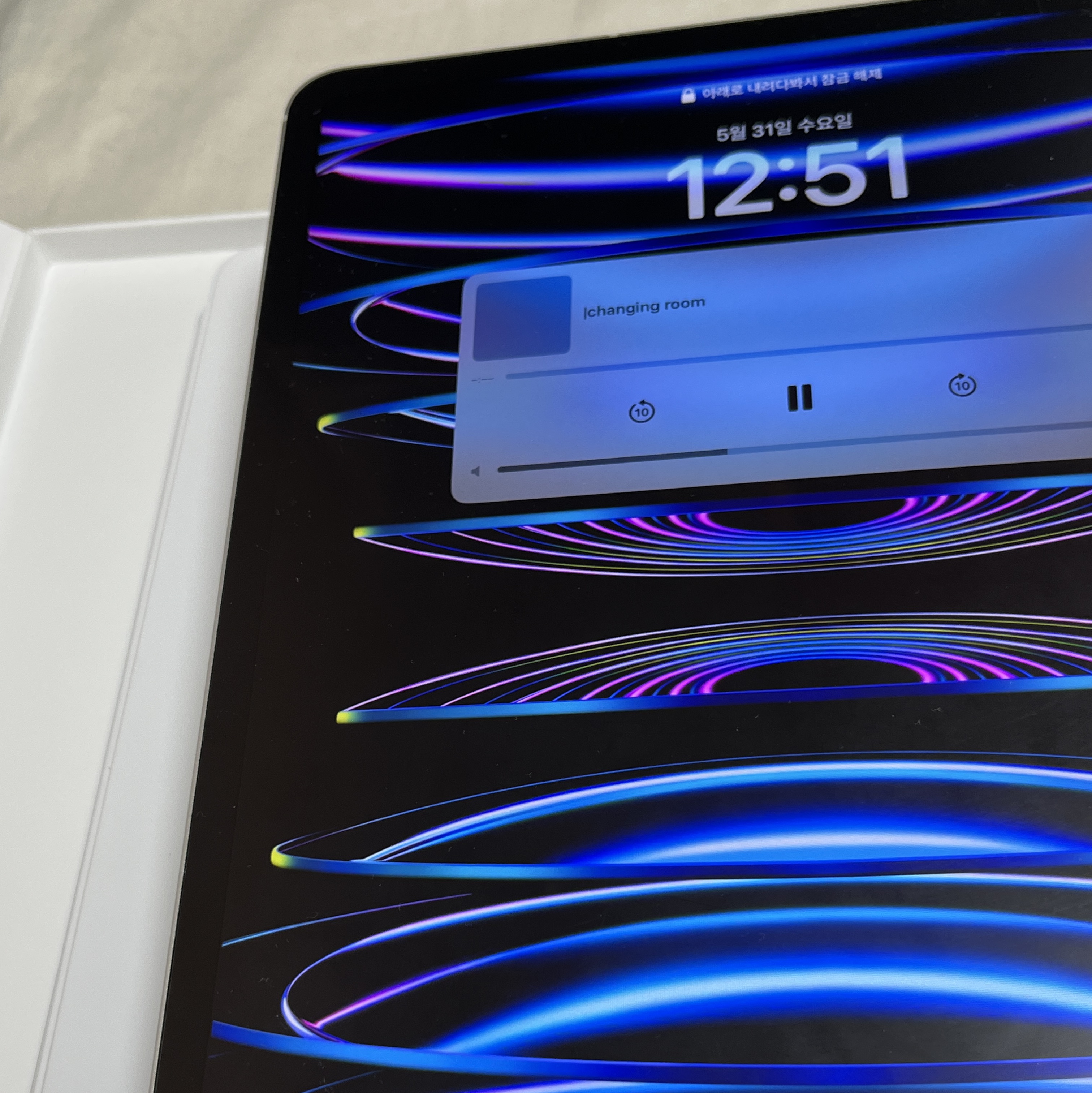 존예템 탐색기 (@zonyeah) 님의 게시물 | KREAM