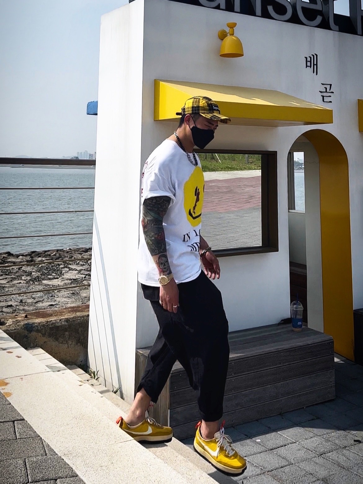 Instagram@hi... (@highbrow_fr...) 님의 게시물 | KREAM