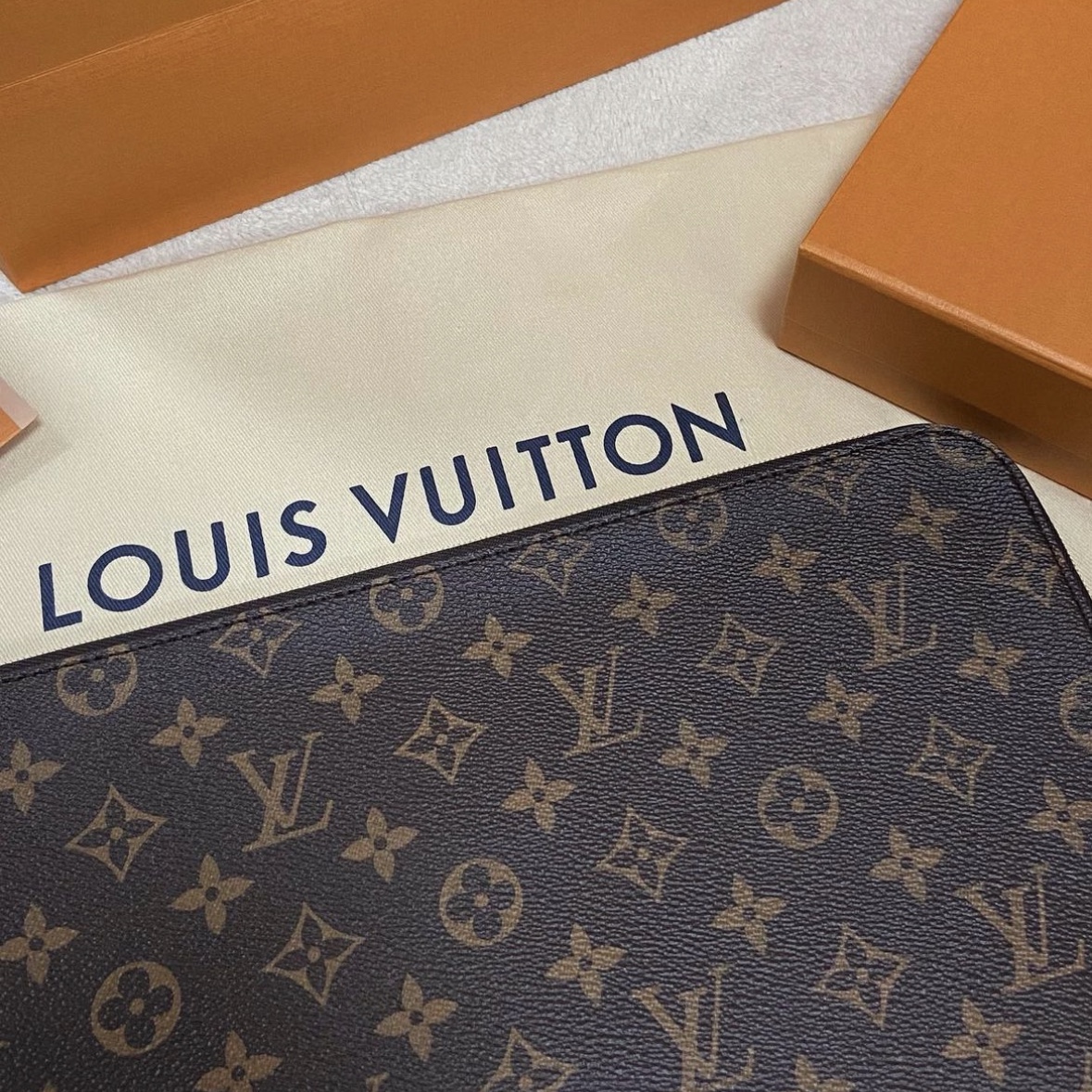 ㅅ수햐니 (@su.hhh) 님의 게시물 | KREAM