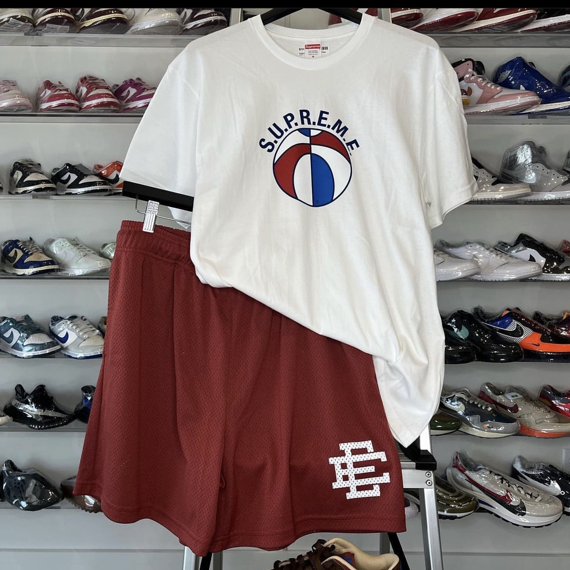 simba (@style_share) 님의 게시물 | KREAM