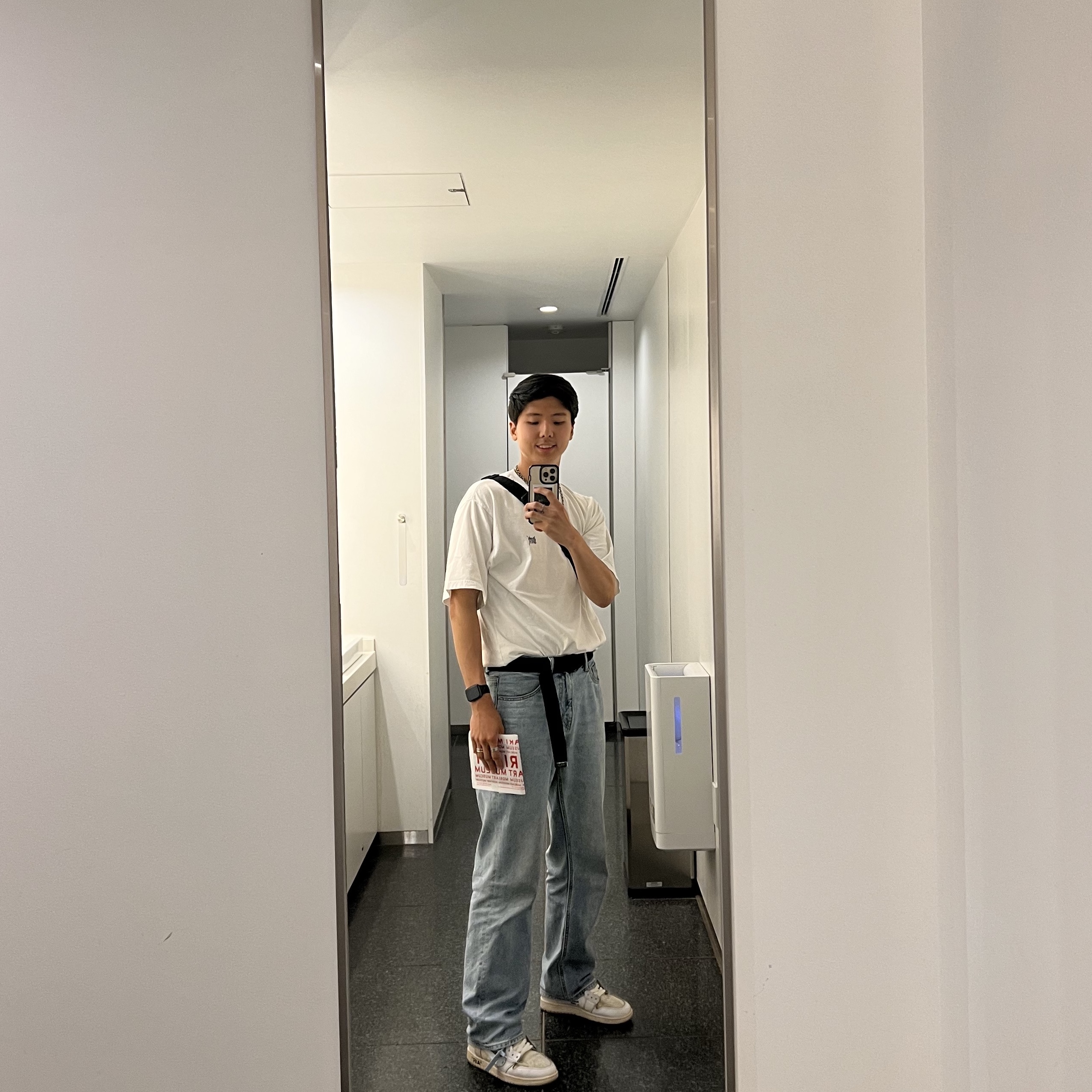 ️🌏 (@practica.lly) 님의 게시물 | KREAM