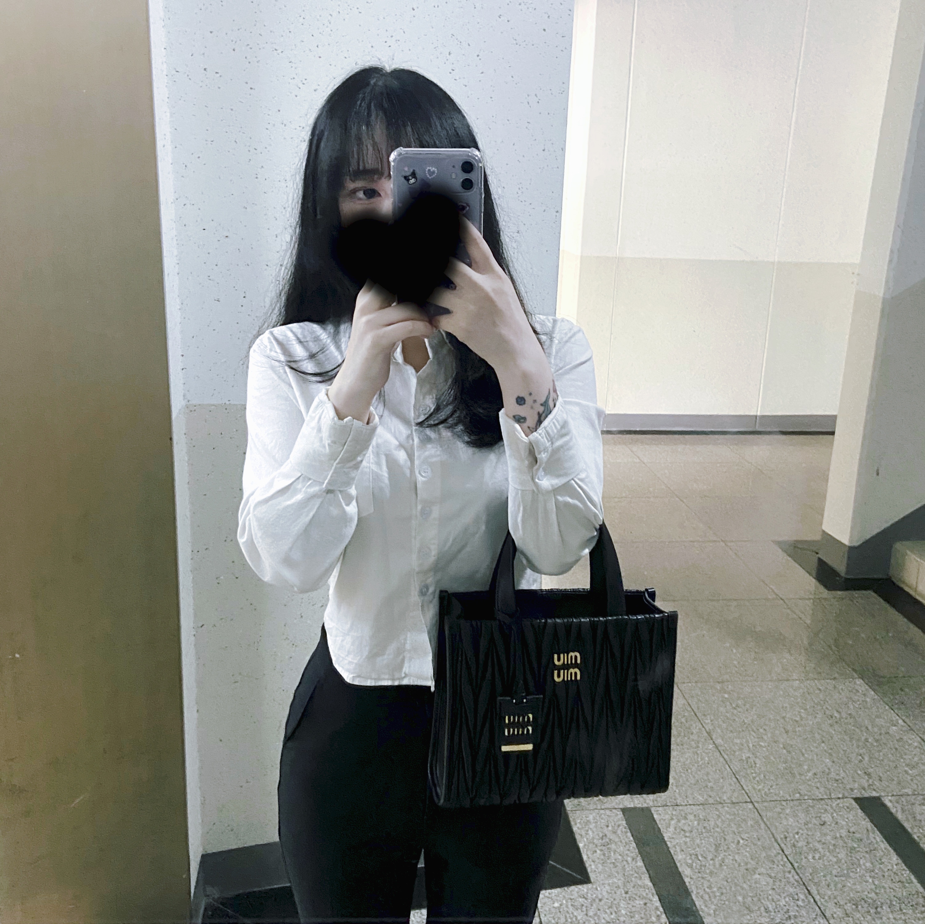 서로미 (@seoromi) 님의 게시물 | KREAM