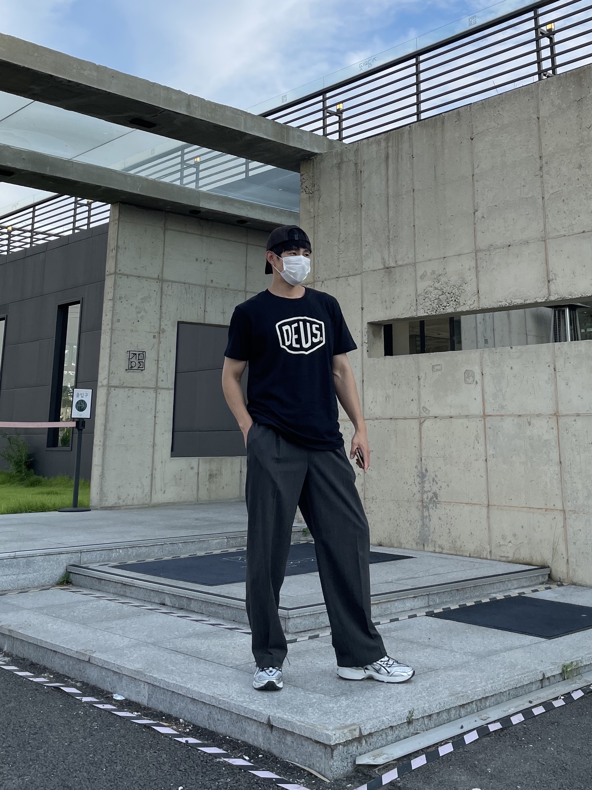 Jay (@dailylook_a...) 님의 게시물 | KREAM