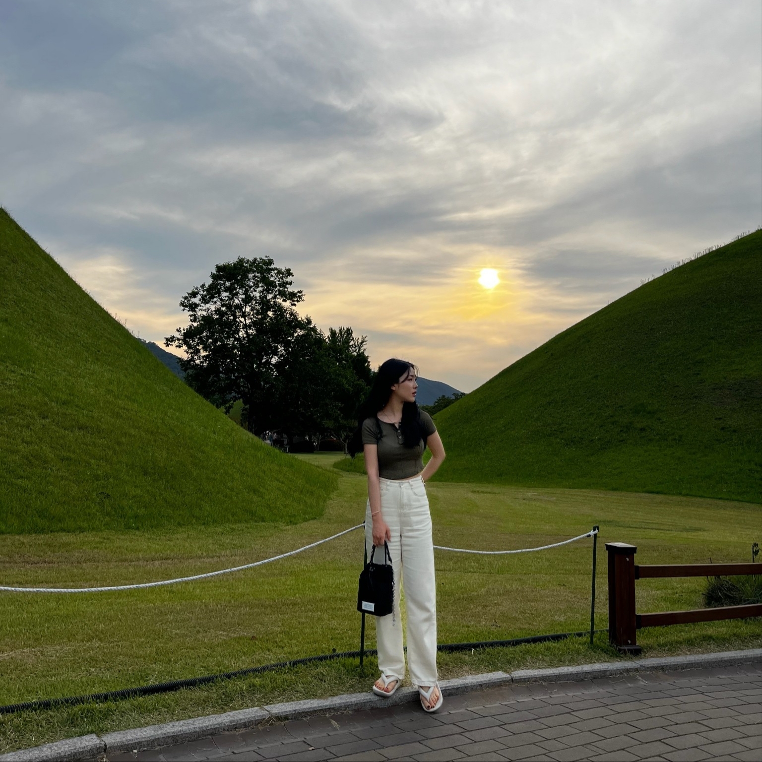 (@king_guu) 님의 게시물 | KREAM