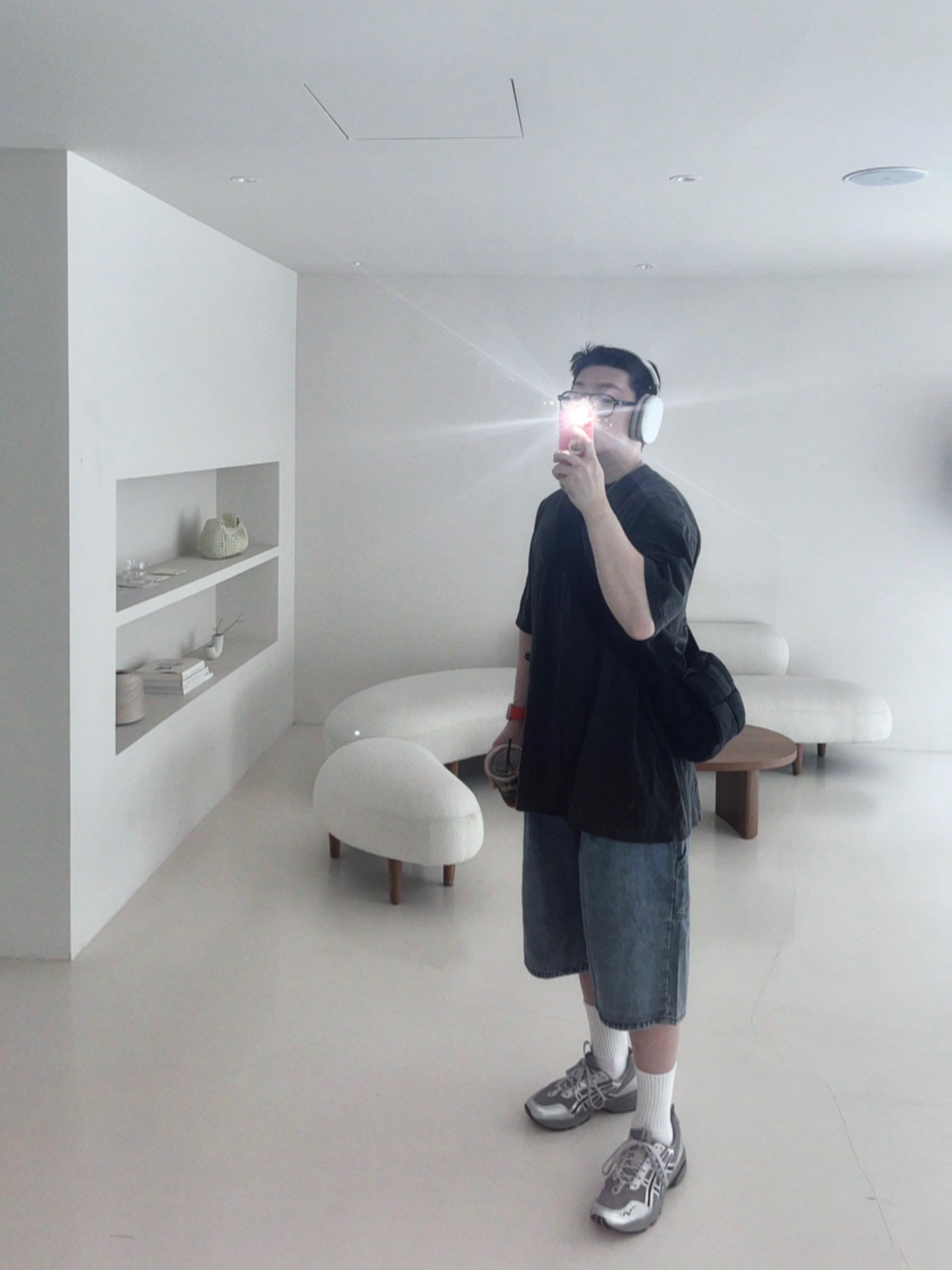 훈스 (@hoons._.hoons) 님의 게시물 | KREAM