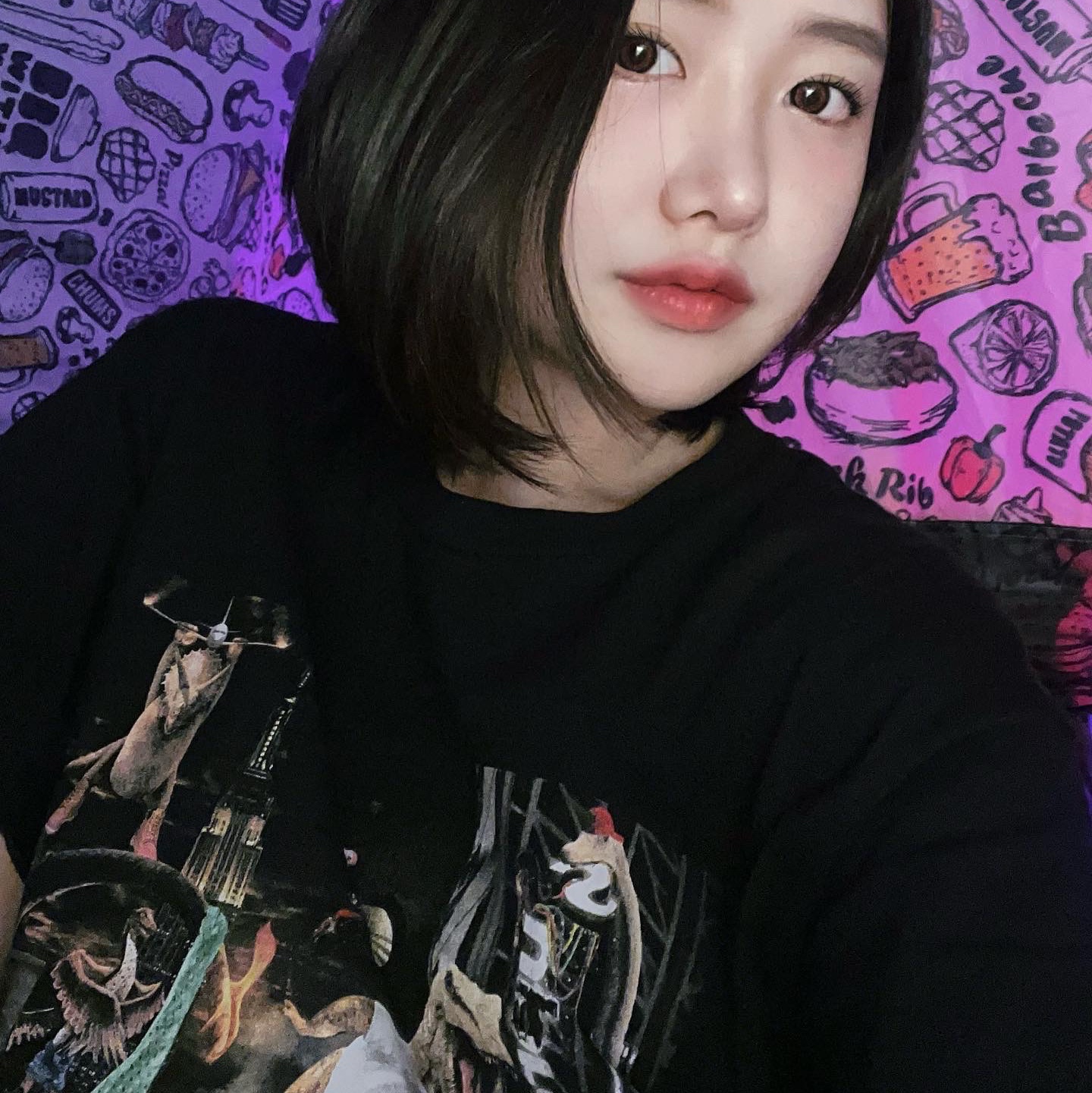 뉸 (@nuui_nuii) 님의 게시물 | KREAM