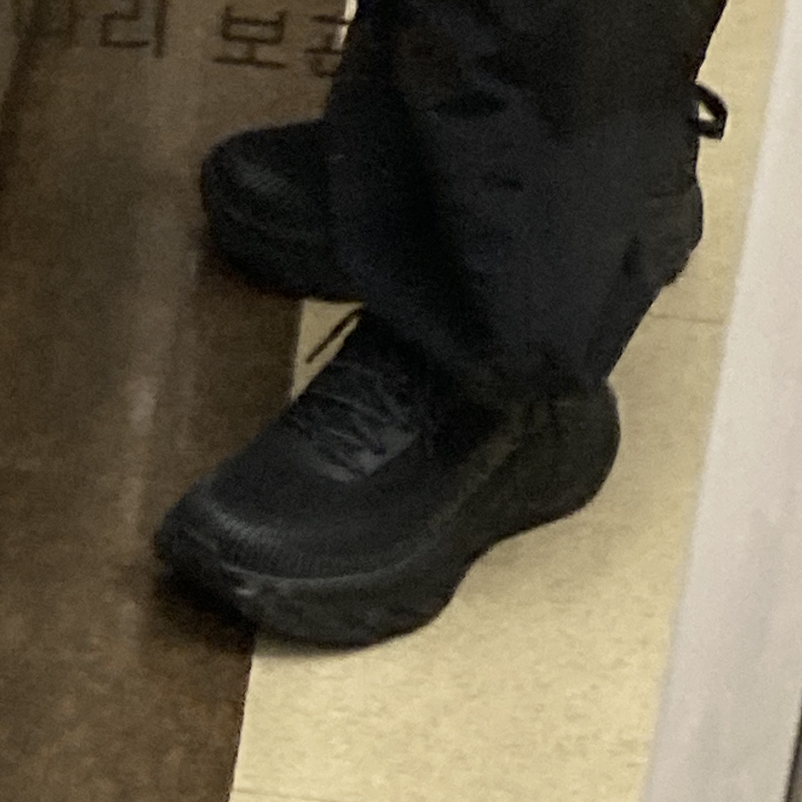 abck.com (@strong_steel) 님의 게시물 | KREAM