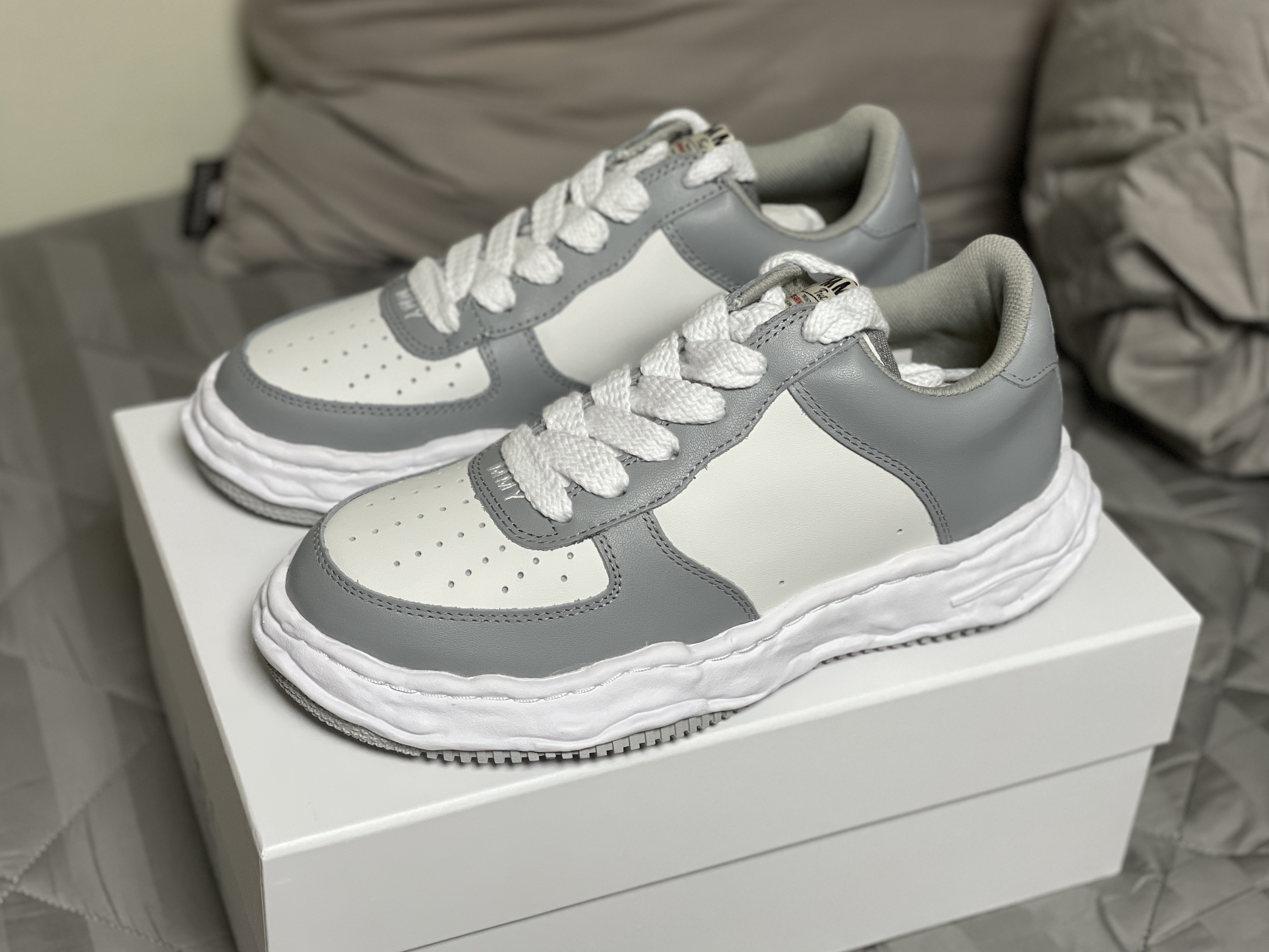 @sneakers__) 님의 게시물 | KREAM