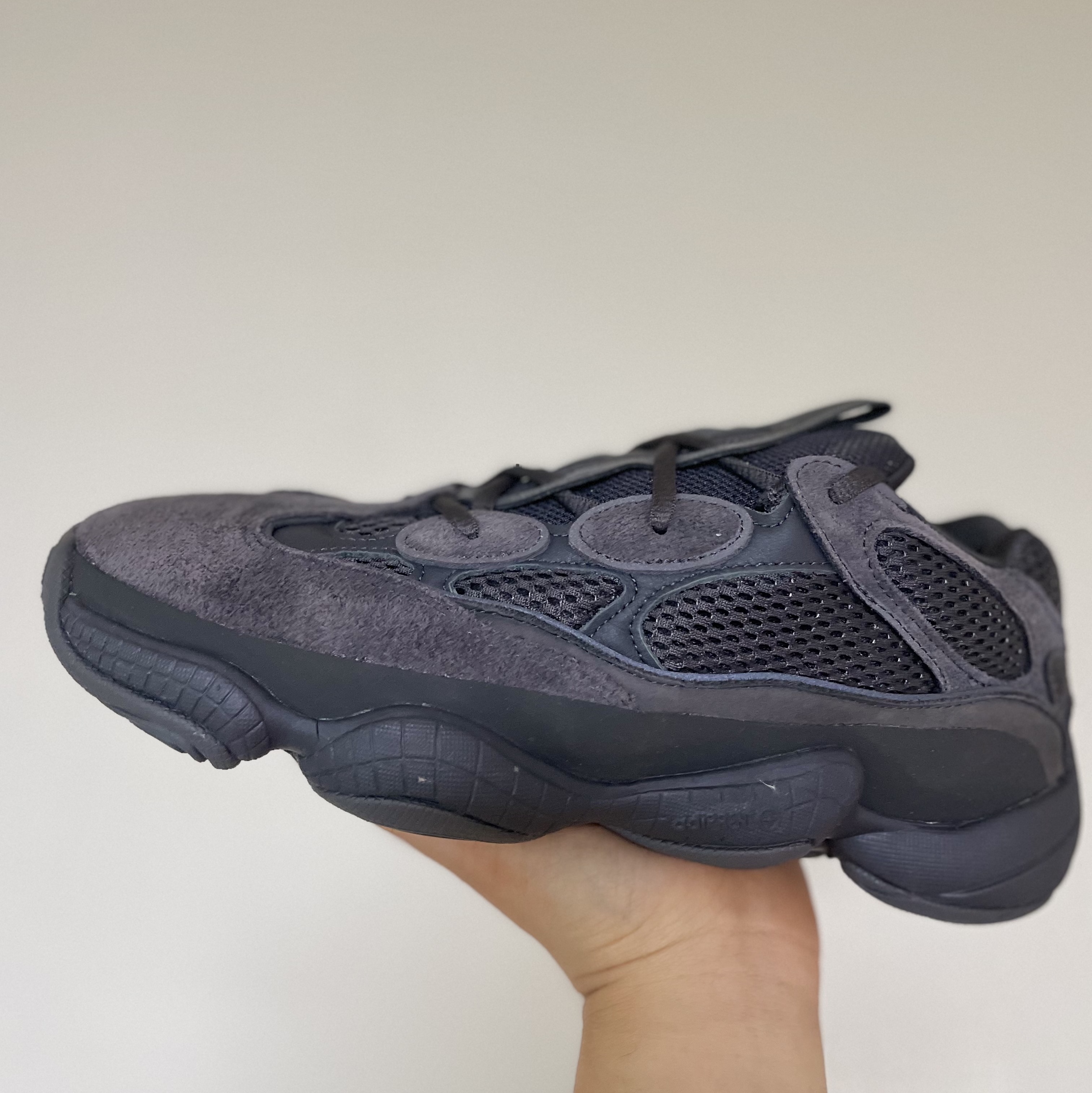 leehc (@leehc) 님의 게시물 | KREAM