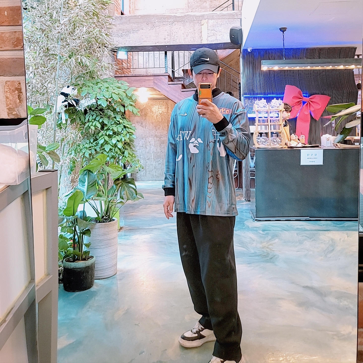 kwon (@super_crack7) 님의 게시물 | KREAM