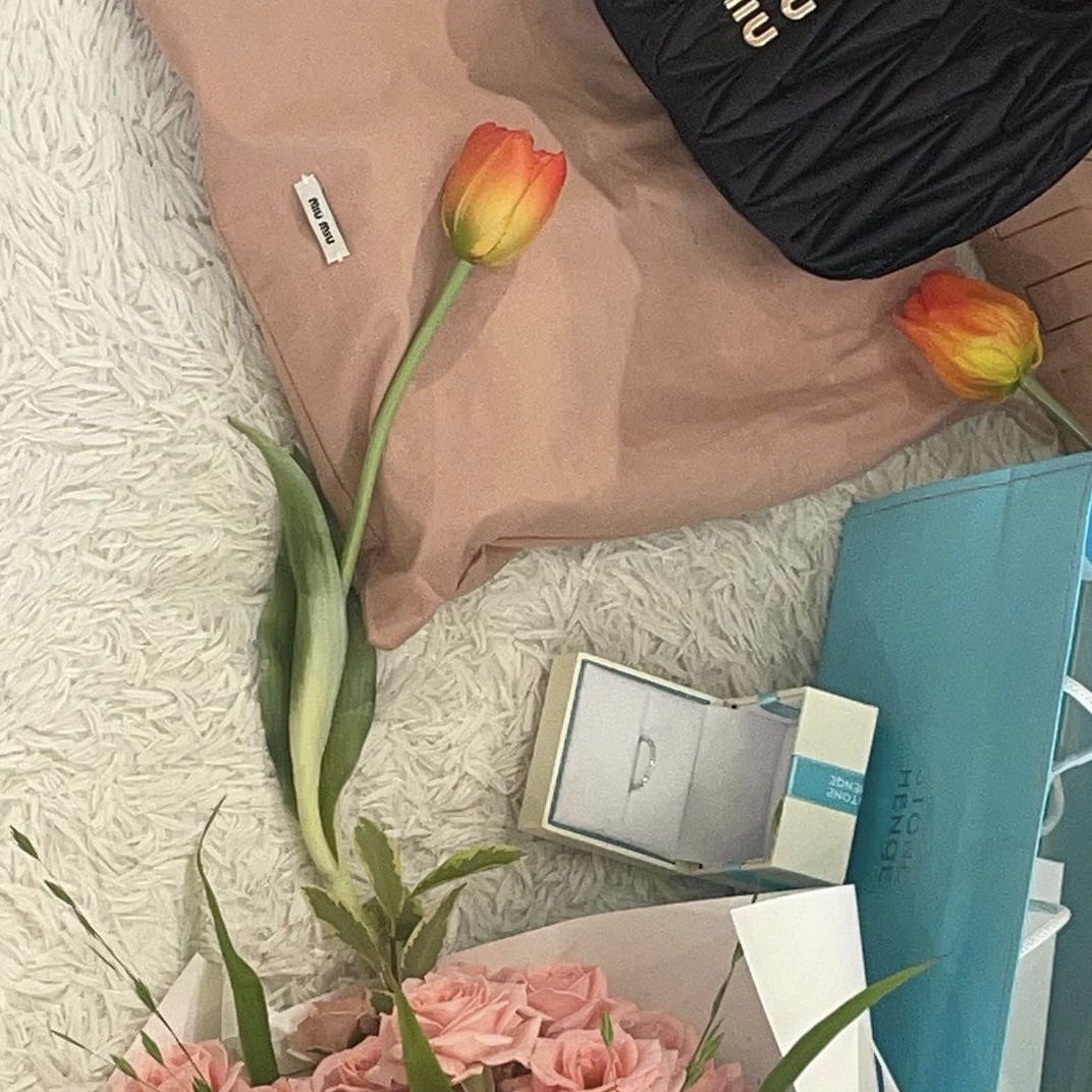 치킨마요덮밥 (@jay97) 님의 게시물 | KREAM